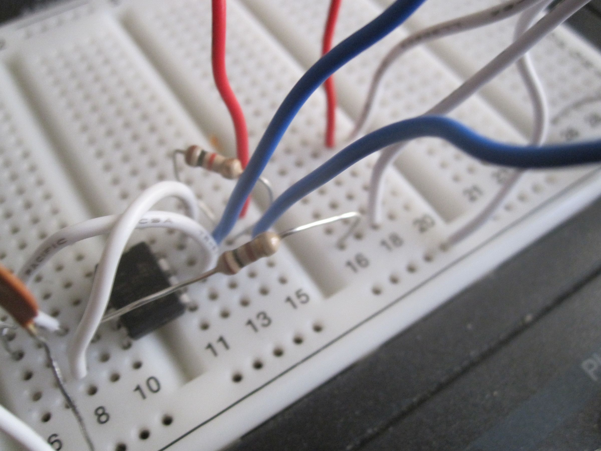 Using Servos : 7 Steps (with Pictures) - Instructables