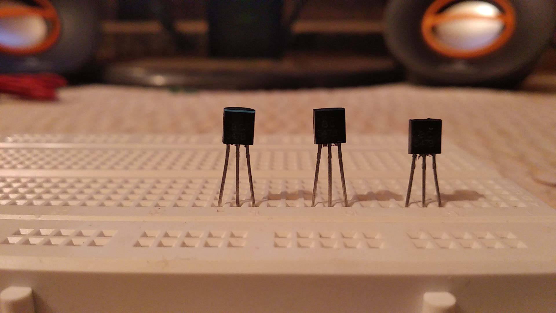 Simple Yet Powerful Static Electricity Detector Which Can Also Detect ...