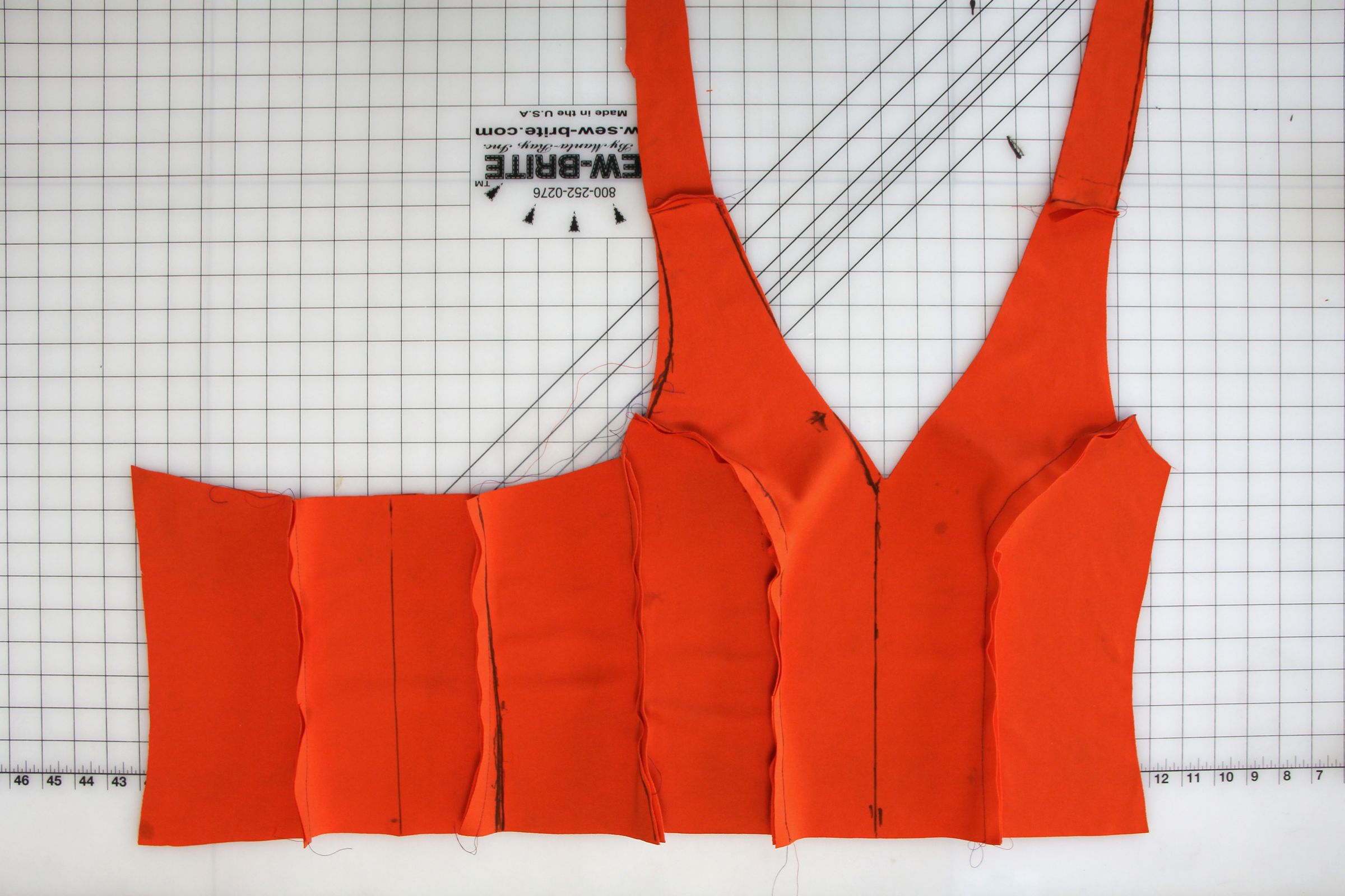 How to Use a Dress Form : 8 Steps (with Pictures) - Instructables