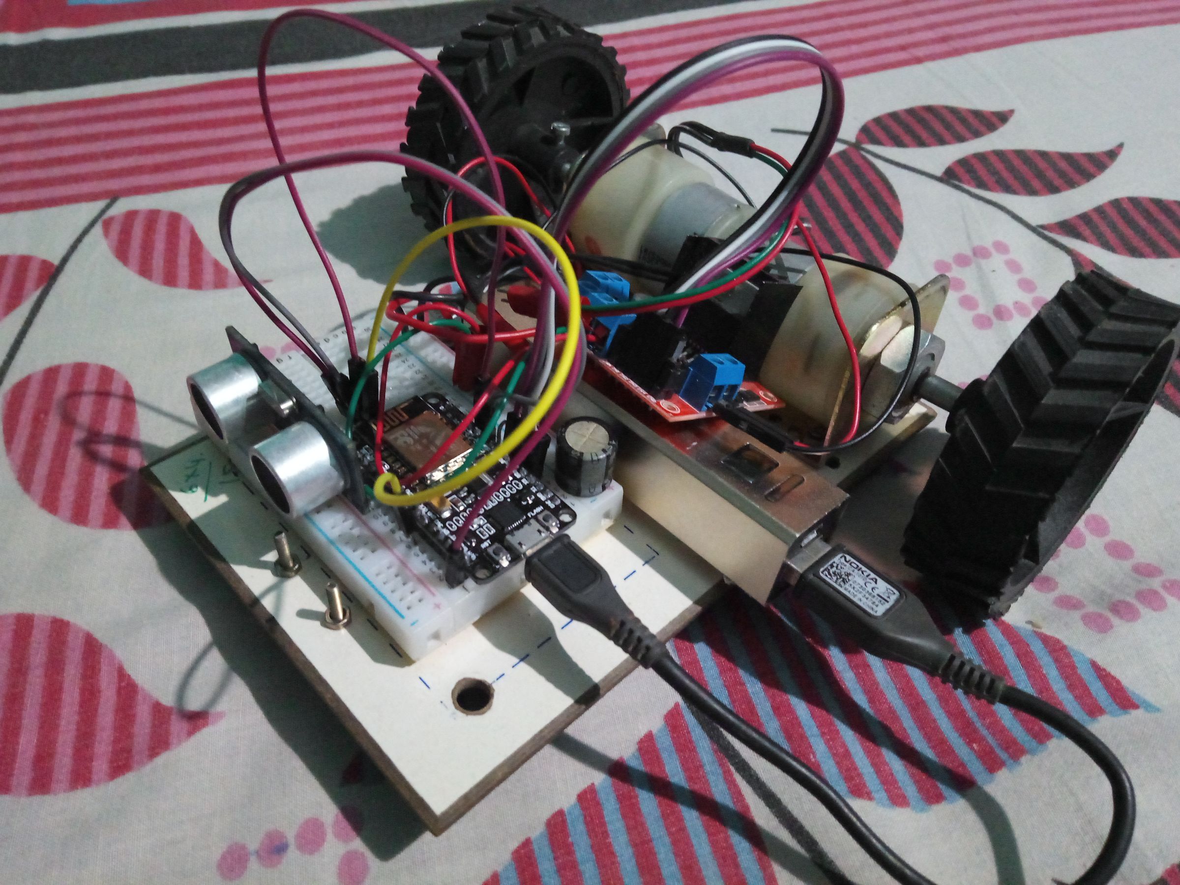 Follow Me Robot Using NodeMCU : 4 Steps - Instructables
