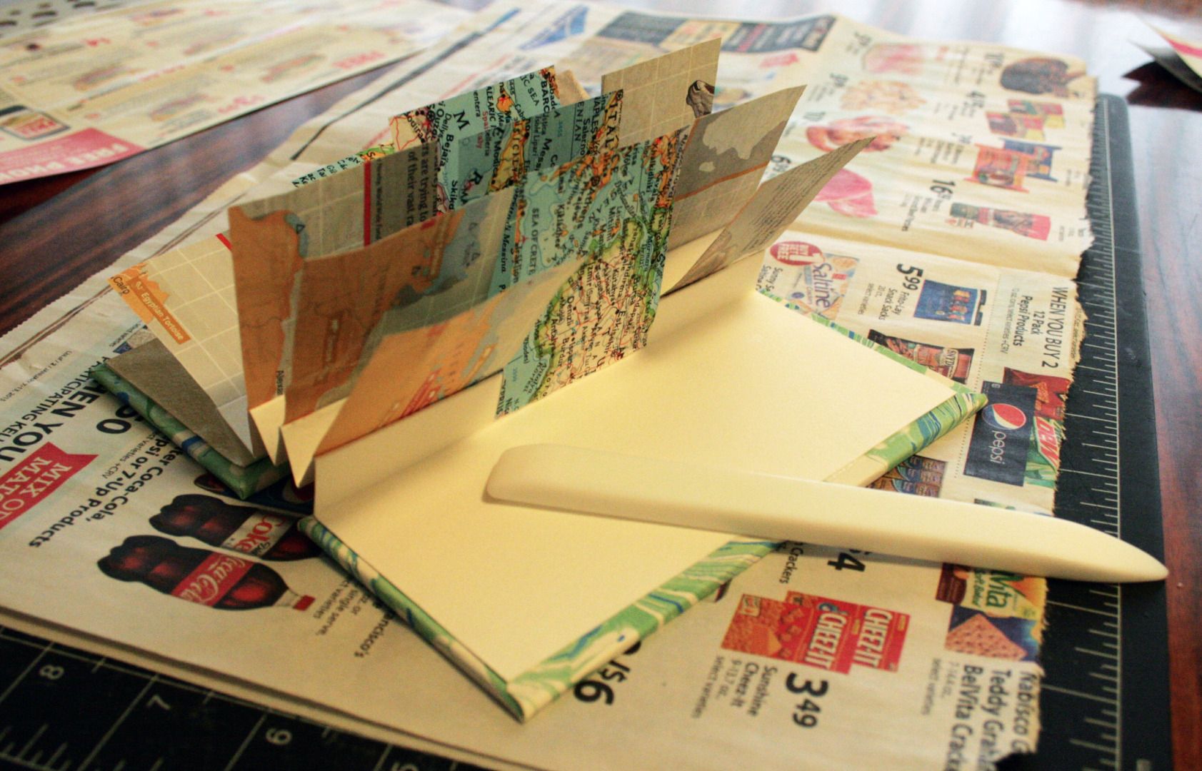 Flag Book : 16 Steps (with Pictures) - Instructables