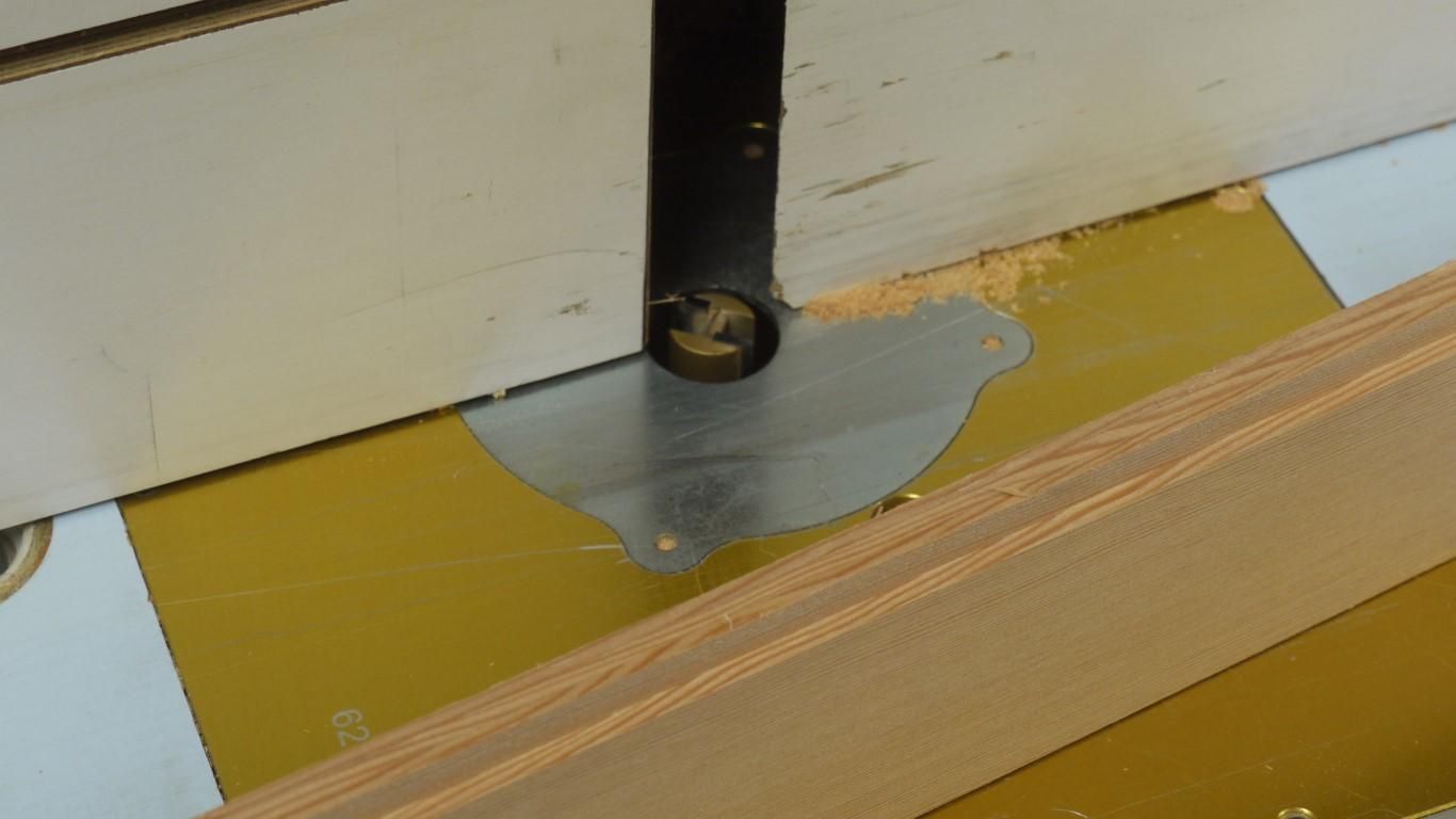 Flip Stop for a Miter Saw : 5 Steps (with Pictures) - Instructables