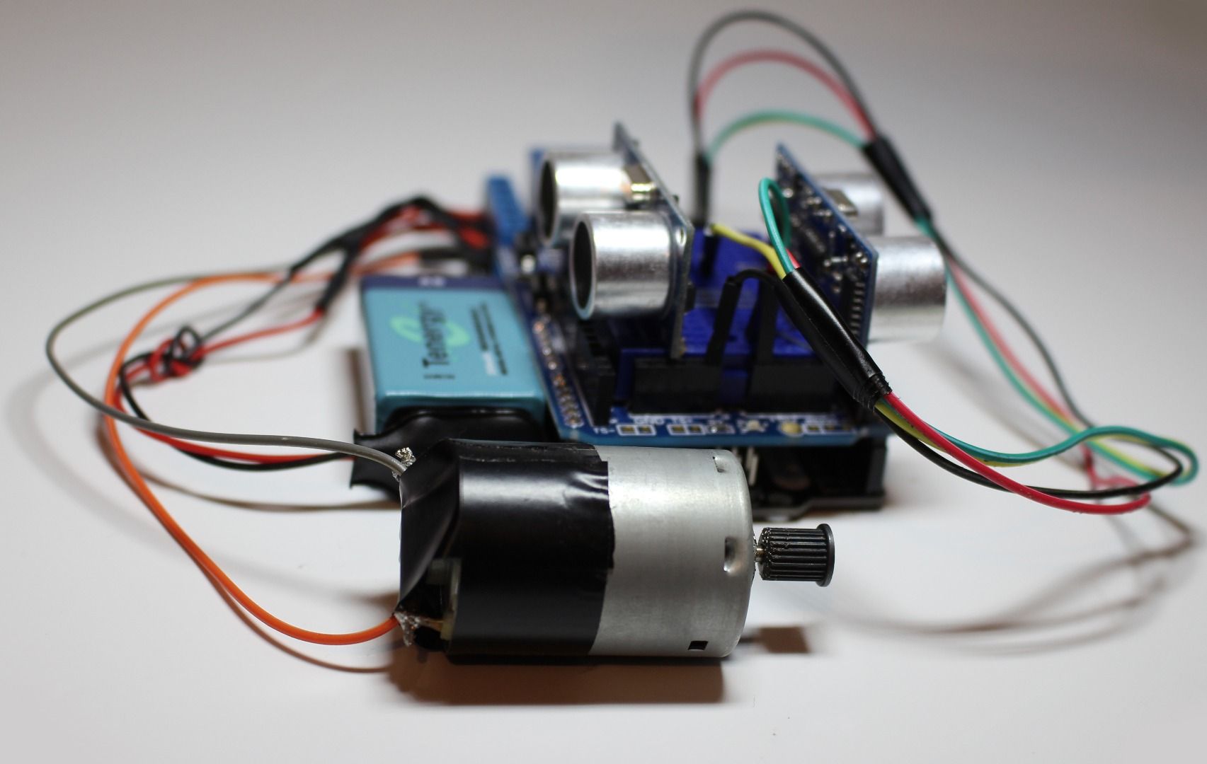 Control a Motor Using Ultrasonic Distance Sensors (HC-SR04) : 4 Steps ...