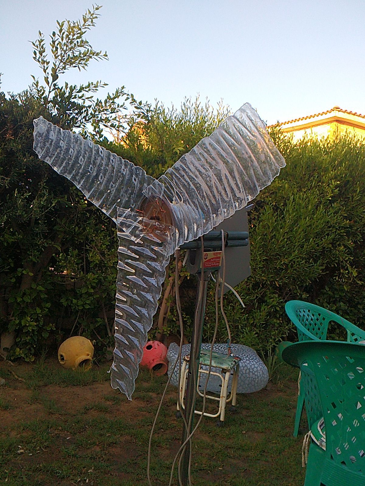 How to Make Wind Turbine From Plastic Bottles : 6 Steps - Instructables
