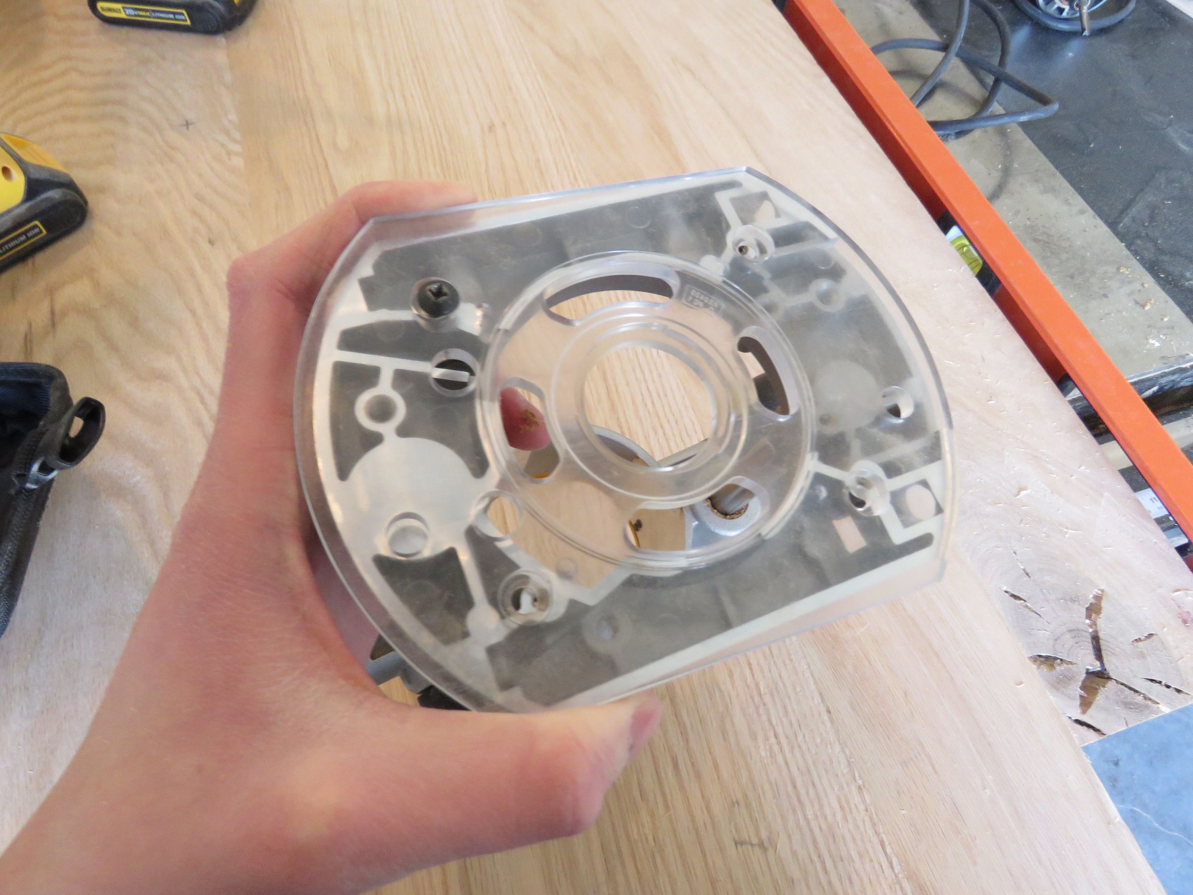 Circle Cutting Jig : 5 Steps - Instructables