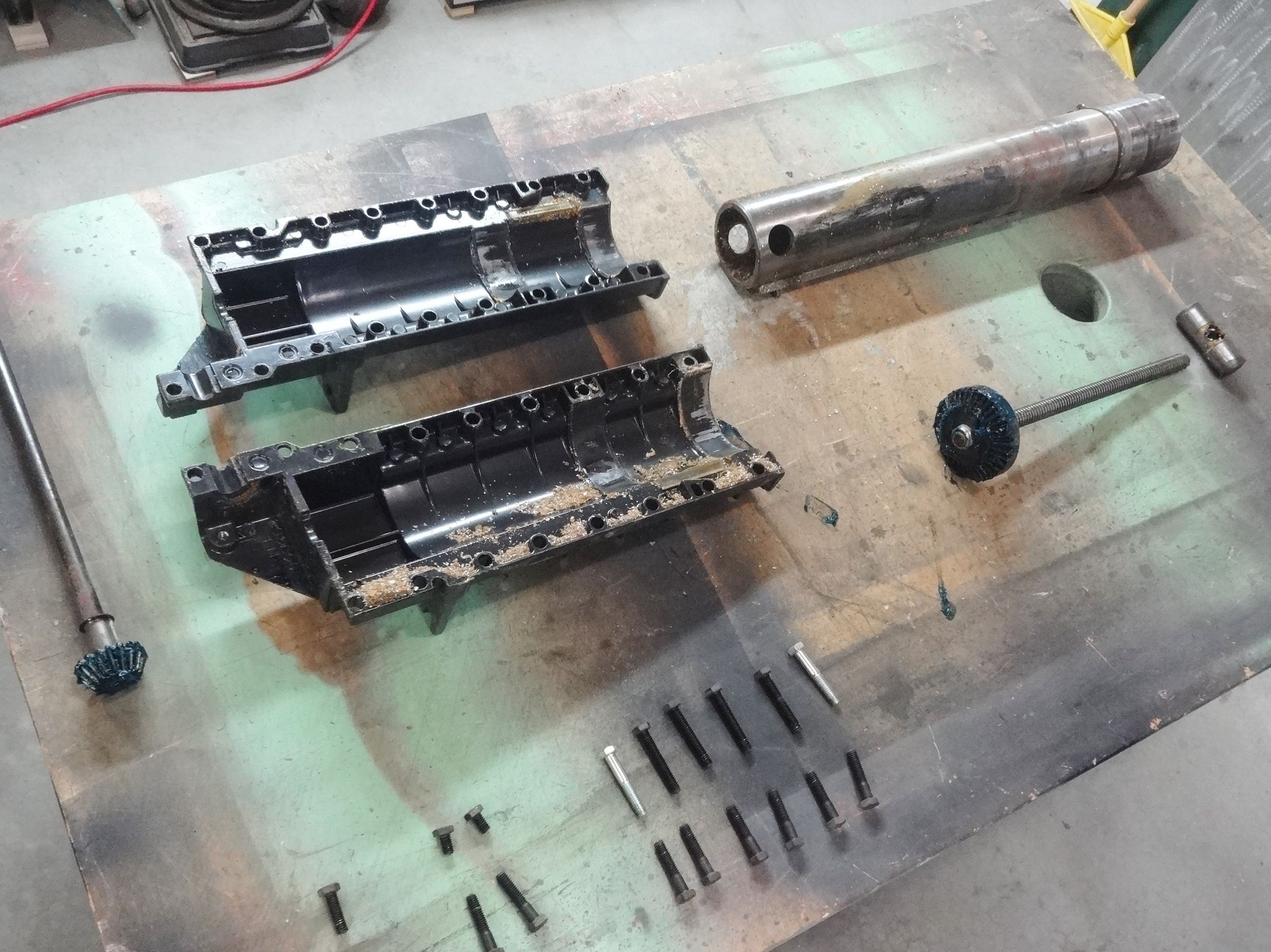 Height-Adjustable Portable Vise Stand : 22 Steps (with Pictures ...