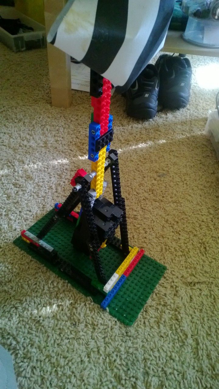 All Lego Trebuchet : 4 Steps - Instructables