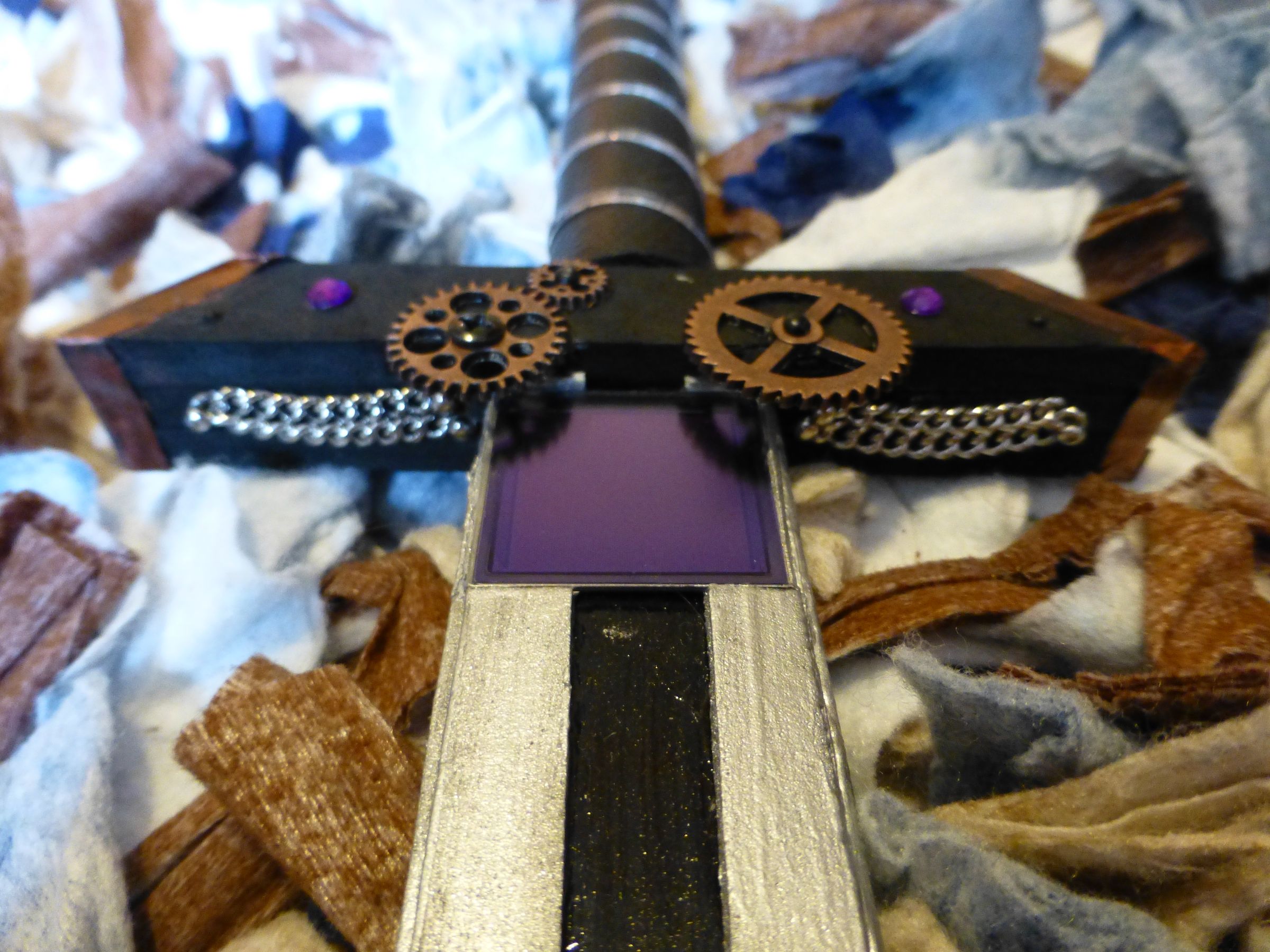 DIY Foam Weaponry : 9 Steps - Instructables