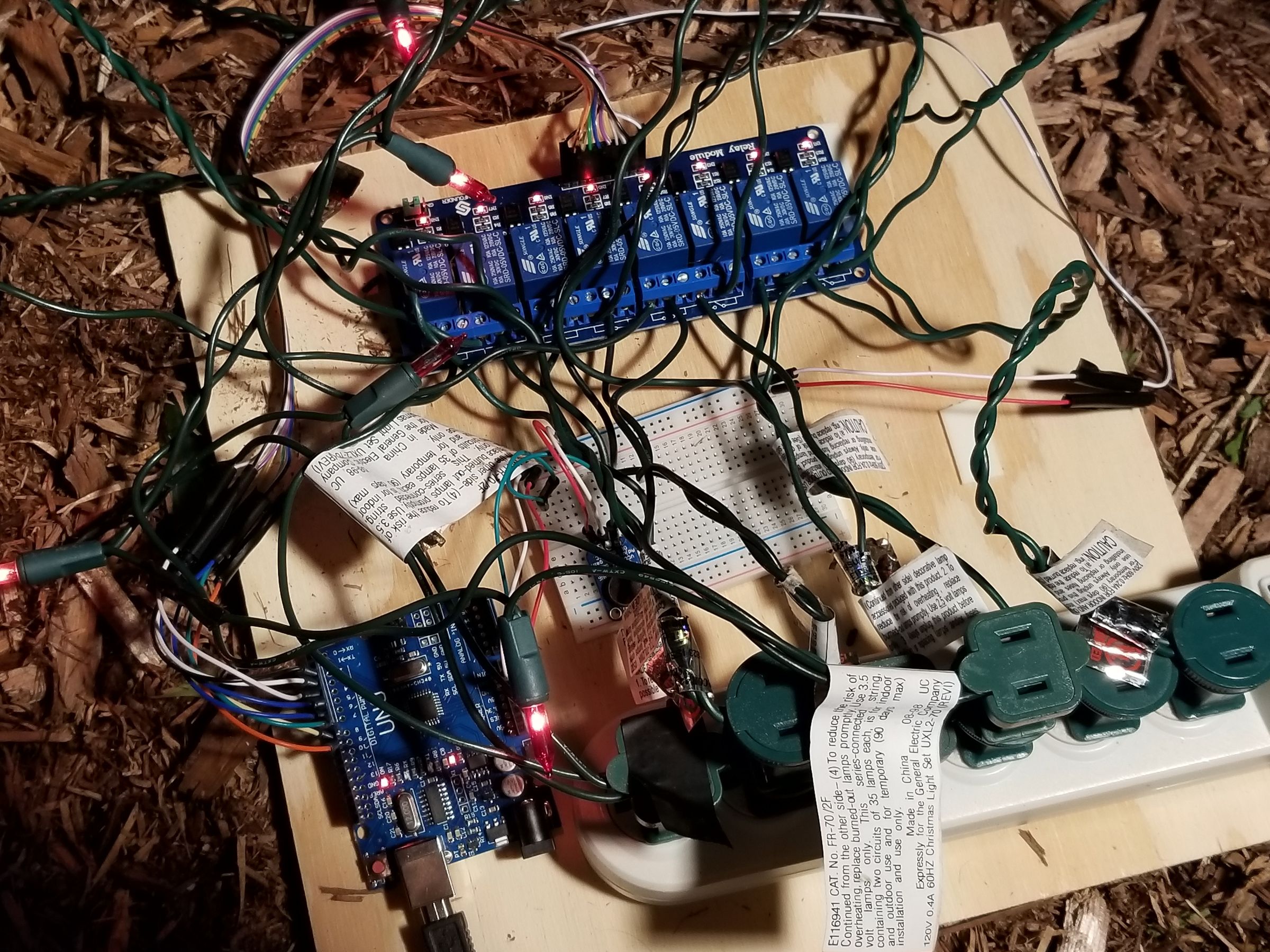 Automated Christmas Lights : 6 Steps (with Pictures) - Instructables