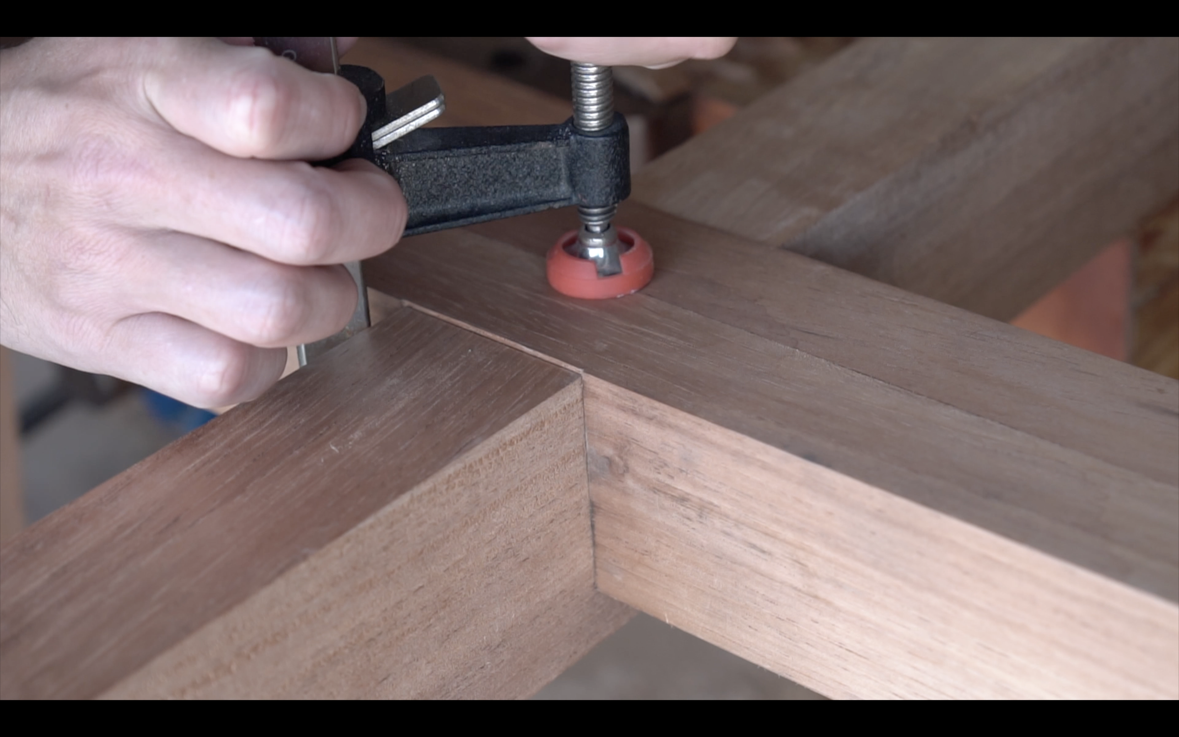 Modern Dining Table - Traditional Joinery : 10 Steps (with Pictures ...