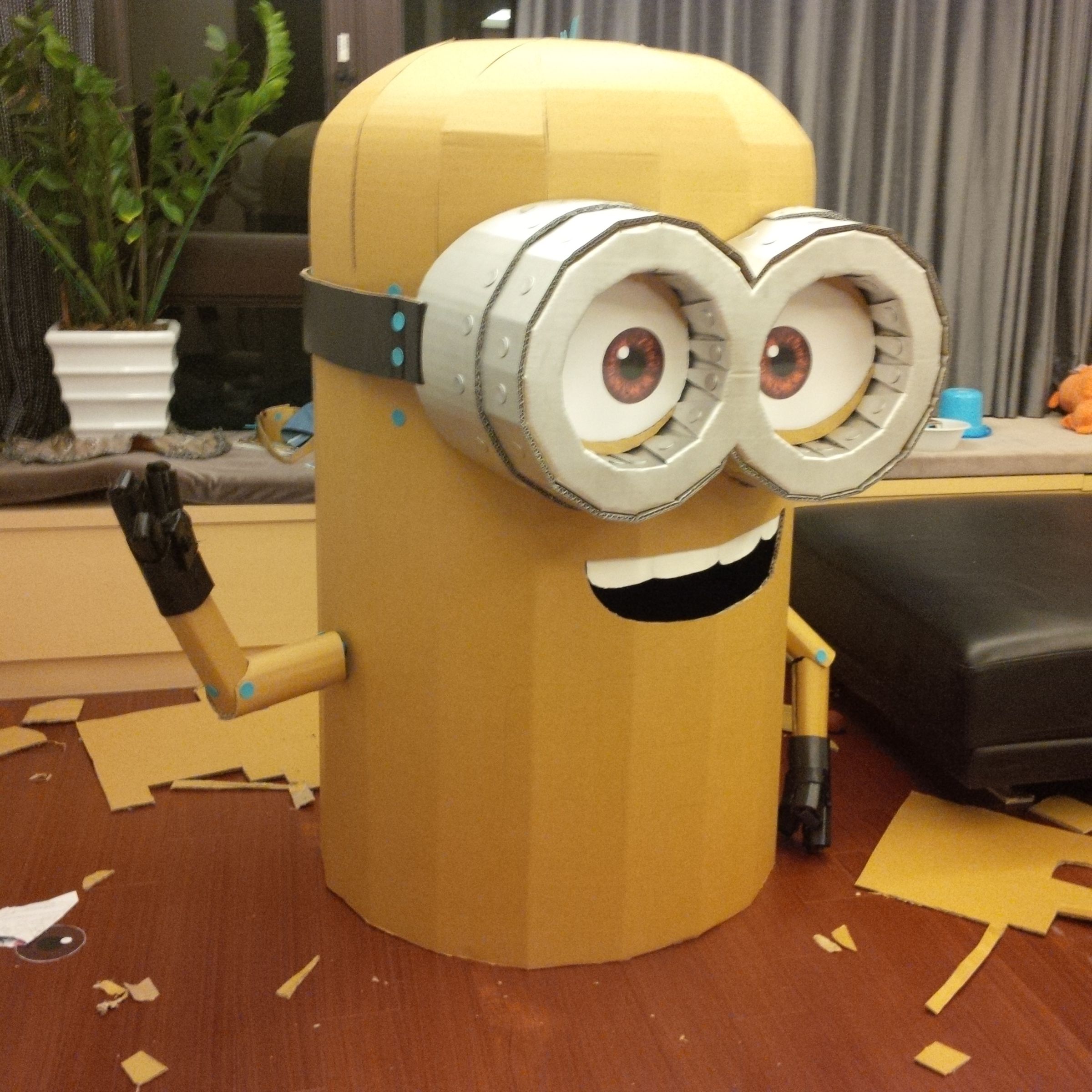 Cardboard Minion Halloween Costume (with Pictures) - Instructables