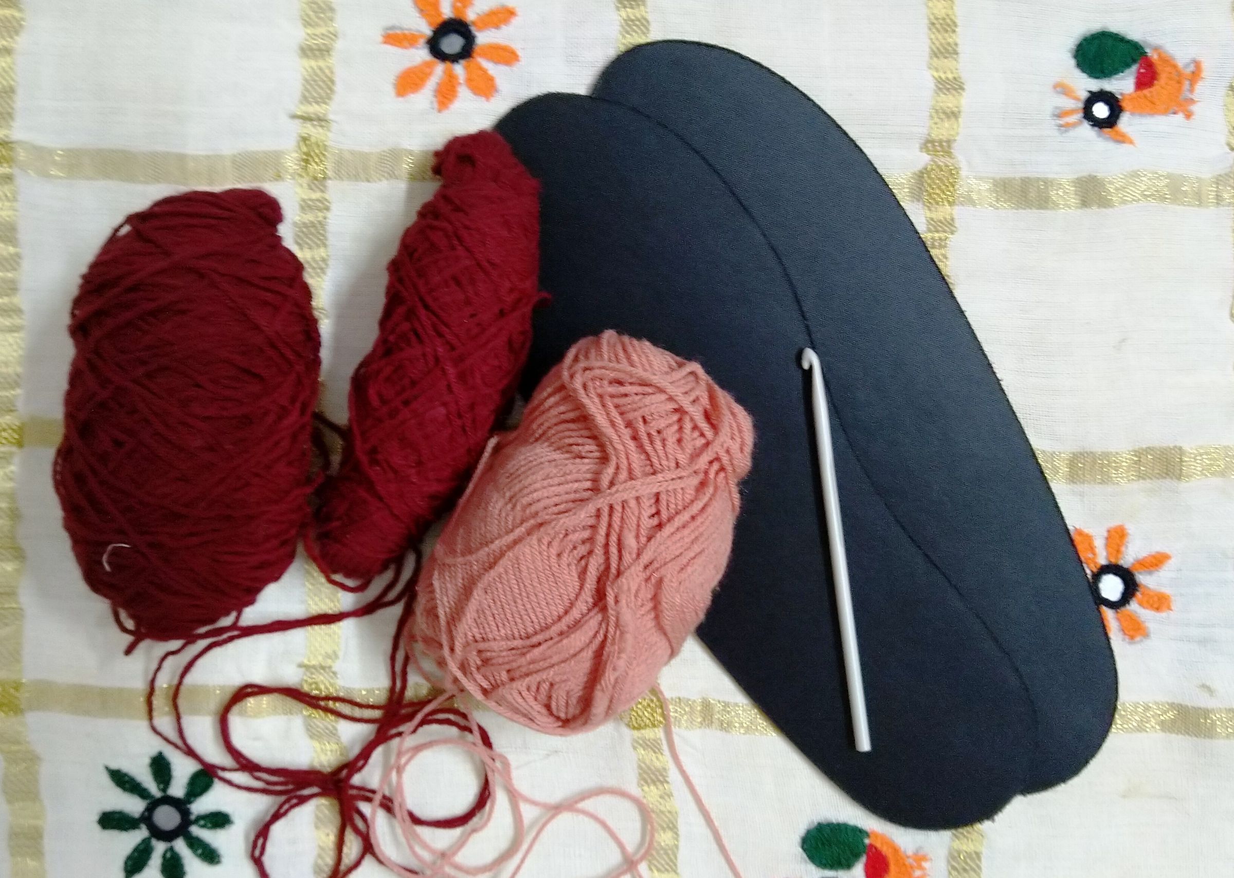Crochet Sandals : 13 Steps (with Pictures) - Instructables