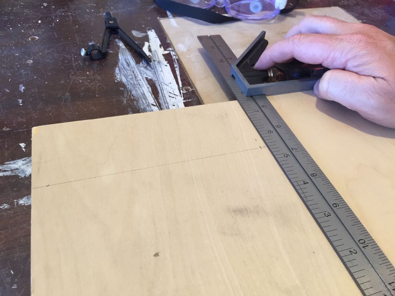 Outfeed Table for Dewalt Table Saw for $10 (includes Plans) : 4 Steps ...