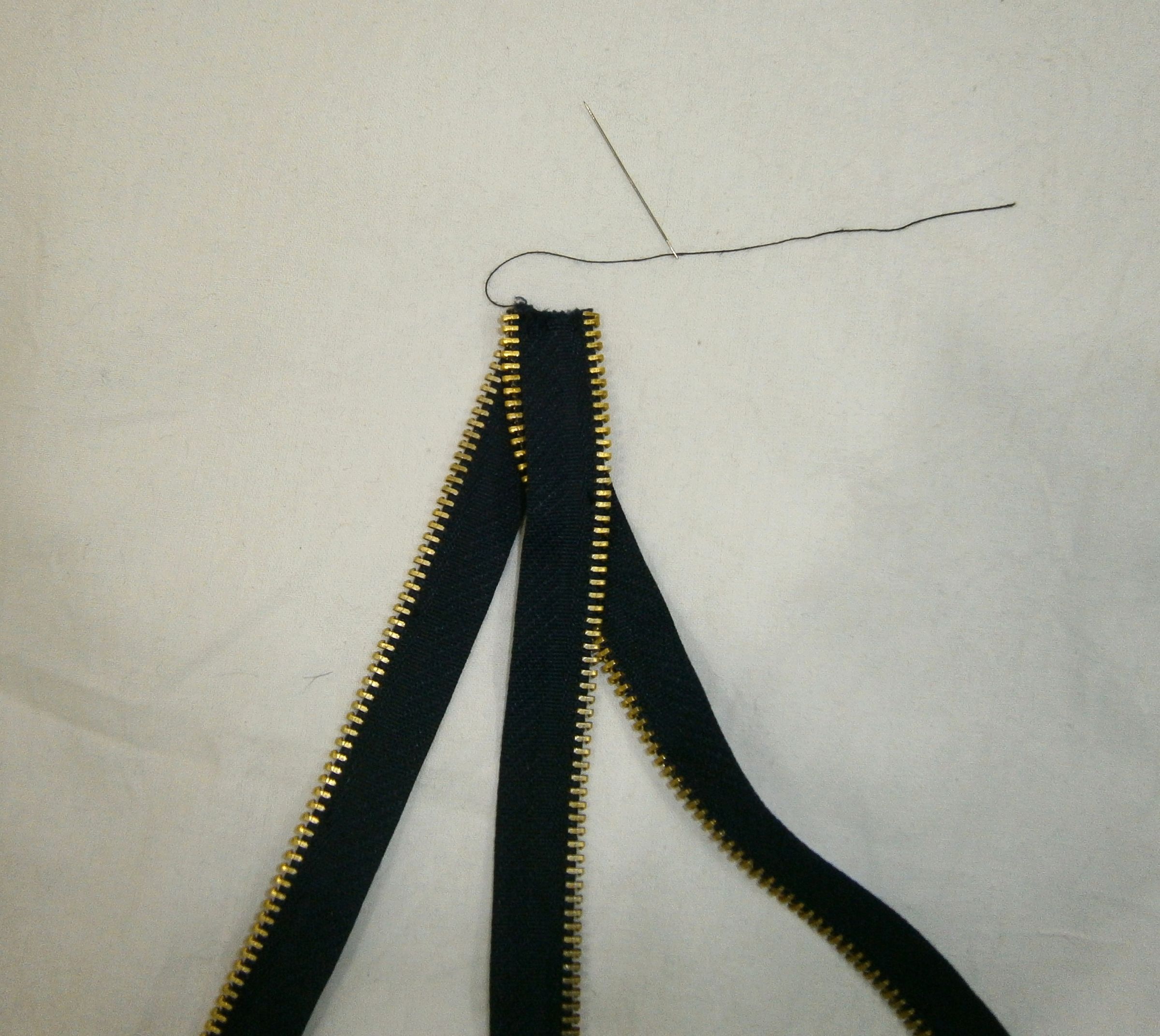 8 DIY Zipper Jewelry : 10 Steps (with Pictures) - Instructables