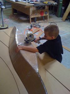 How to Make a Cardboard Canoe for Your Kids in the Pool : 5 Steps (with ...