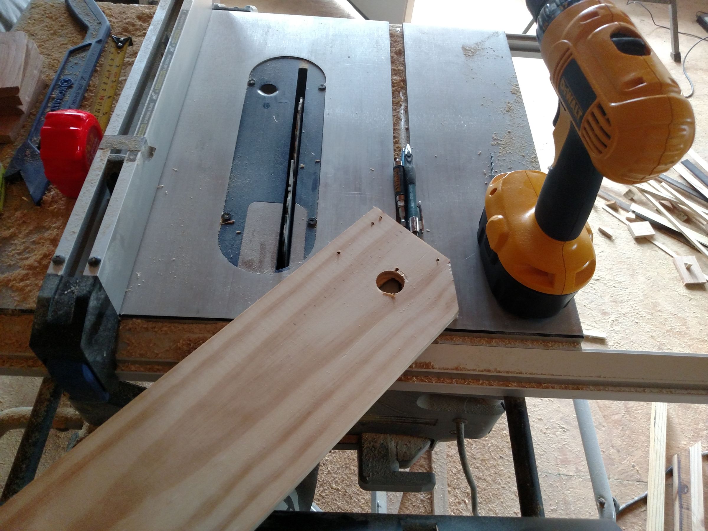 Beyond Infinity Table - the Interactive Coffee Table for the Modern Age ...