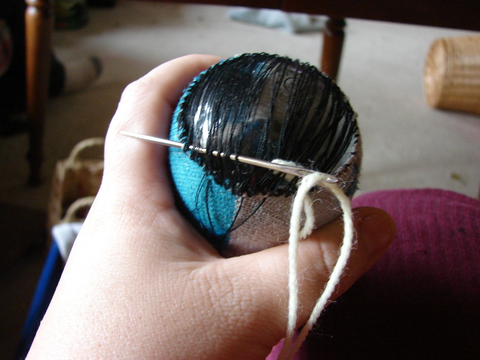 How to Mend a Sock : 8 Steps (with Pictures) - Instructables