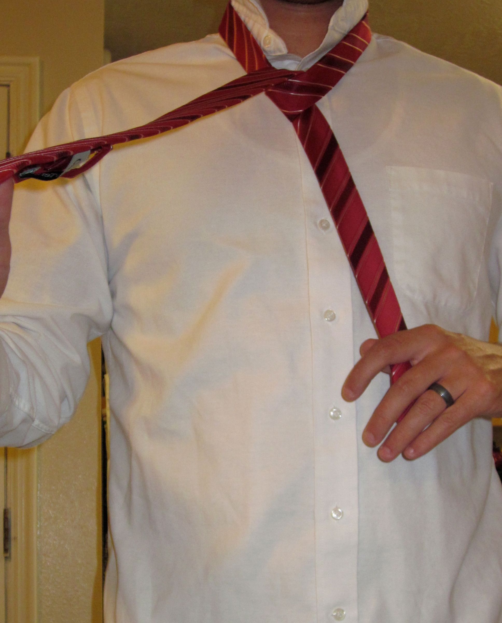 How to Tie a Double Windsor Knot : 6 Steps (with Pictures) - Instructables