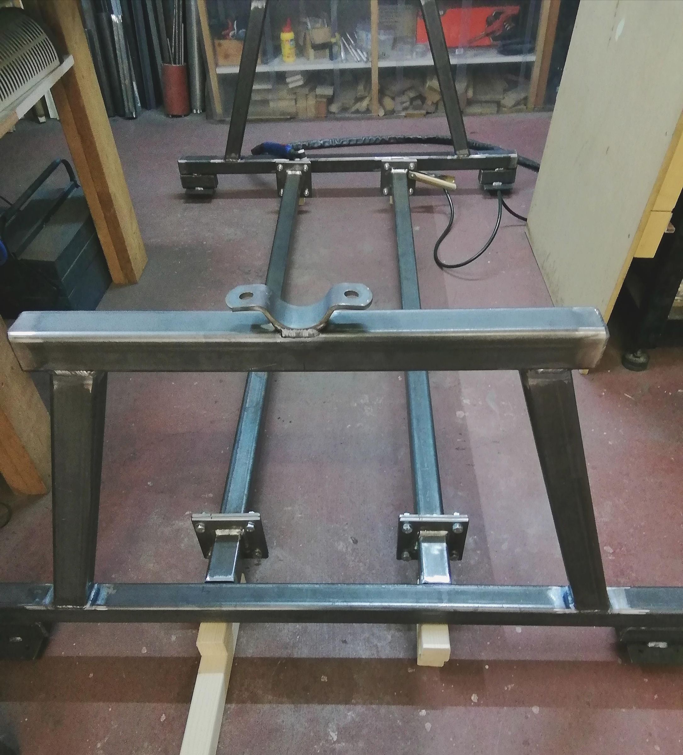 Engine Stand for 8 Liter Bentley Engine From 1928 : 16 Steps (with ...
