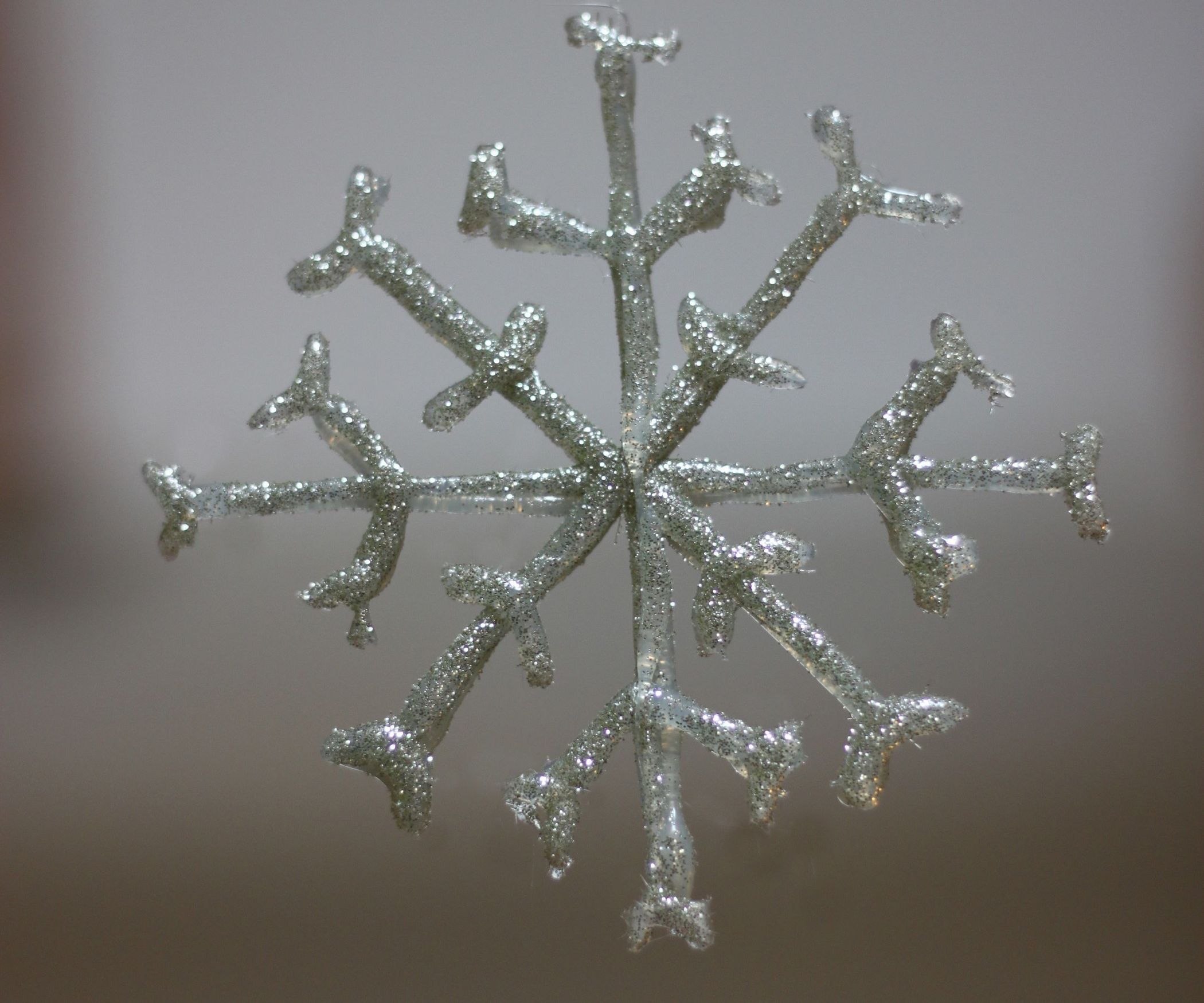 Snow Flake Decoration (with Pictures) - Instructables