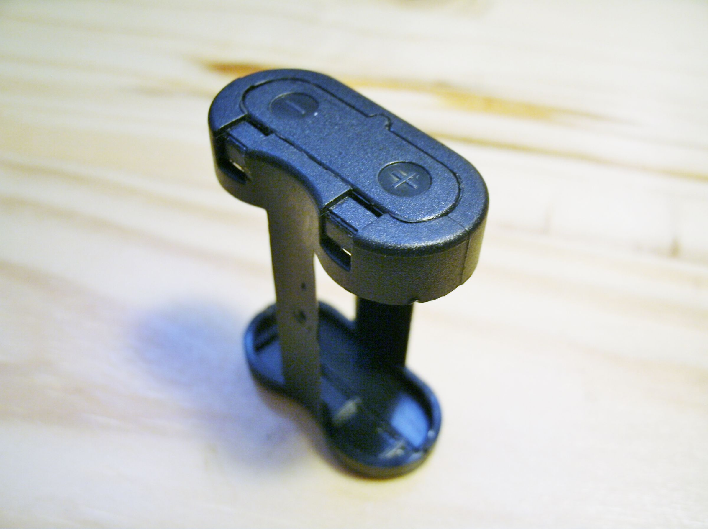 Recharge-i-fy Your 2CR5 Battery : 5 Steps (with Pictures) - Instructables