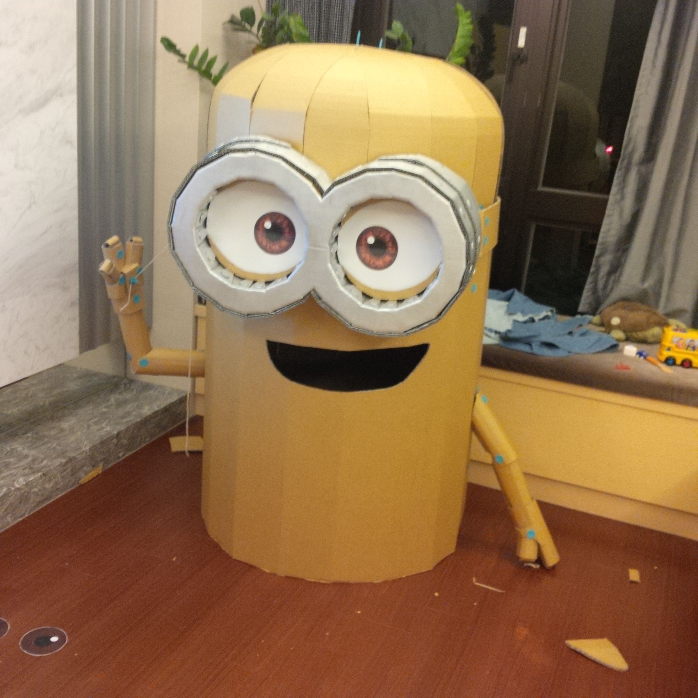 Cardboard Minion Halloween Costume (with Pictures) - Instructables