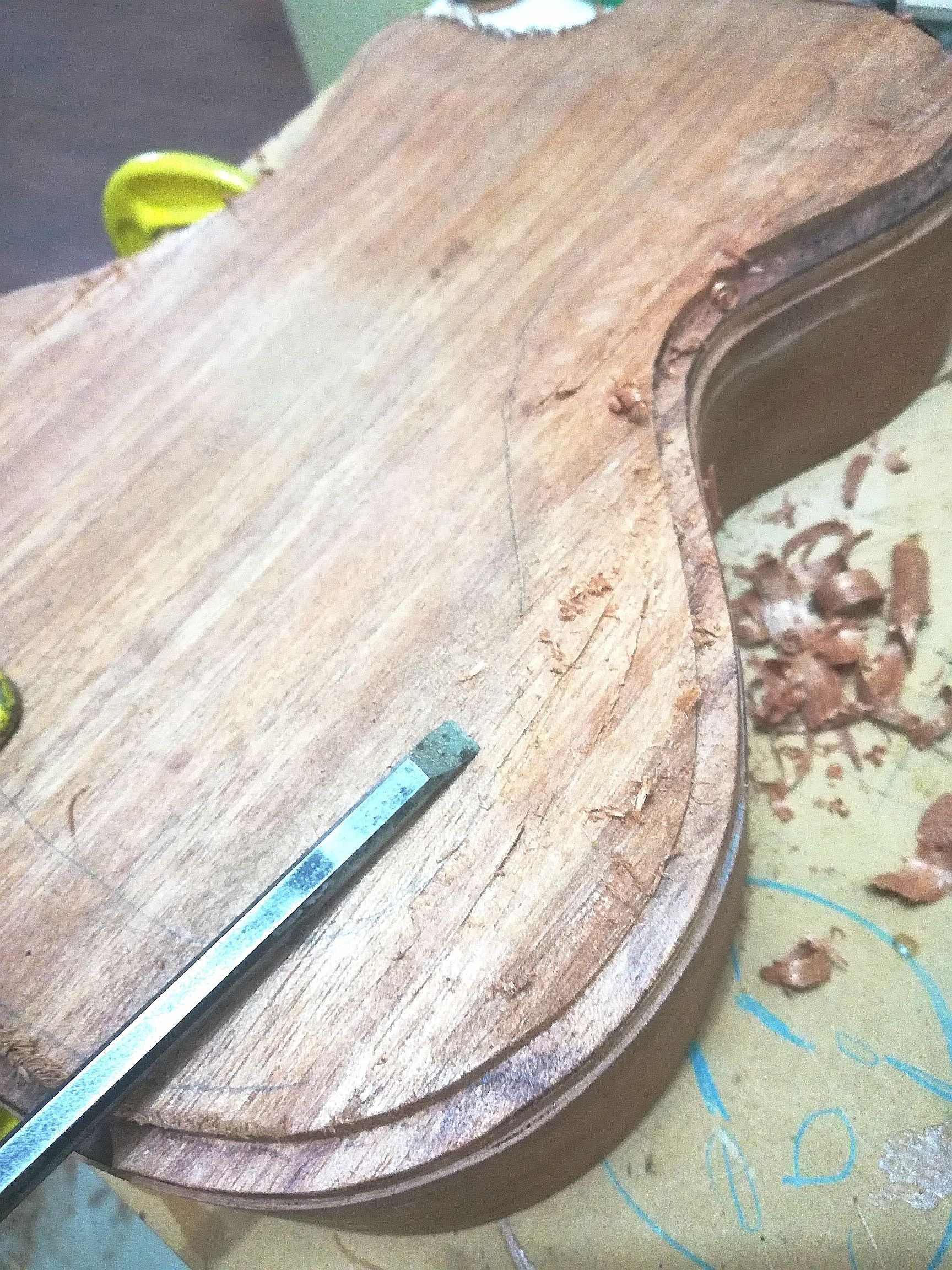 Tenor Ukelele : 30 Steps (with Pictures) - Instructables