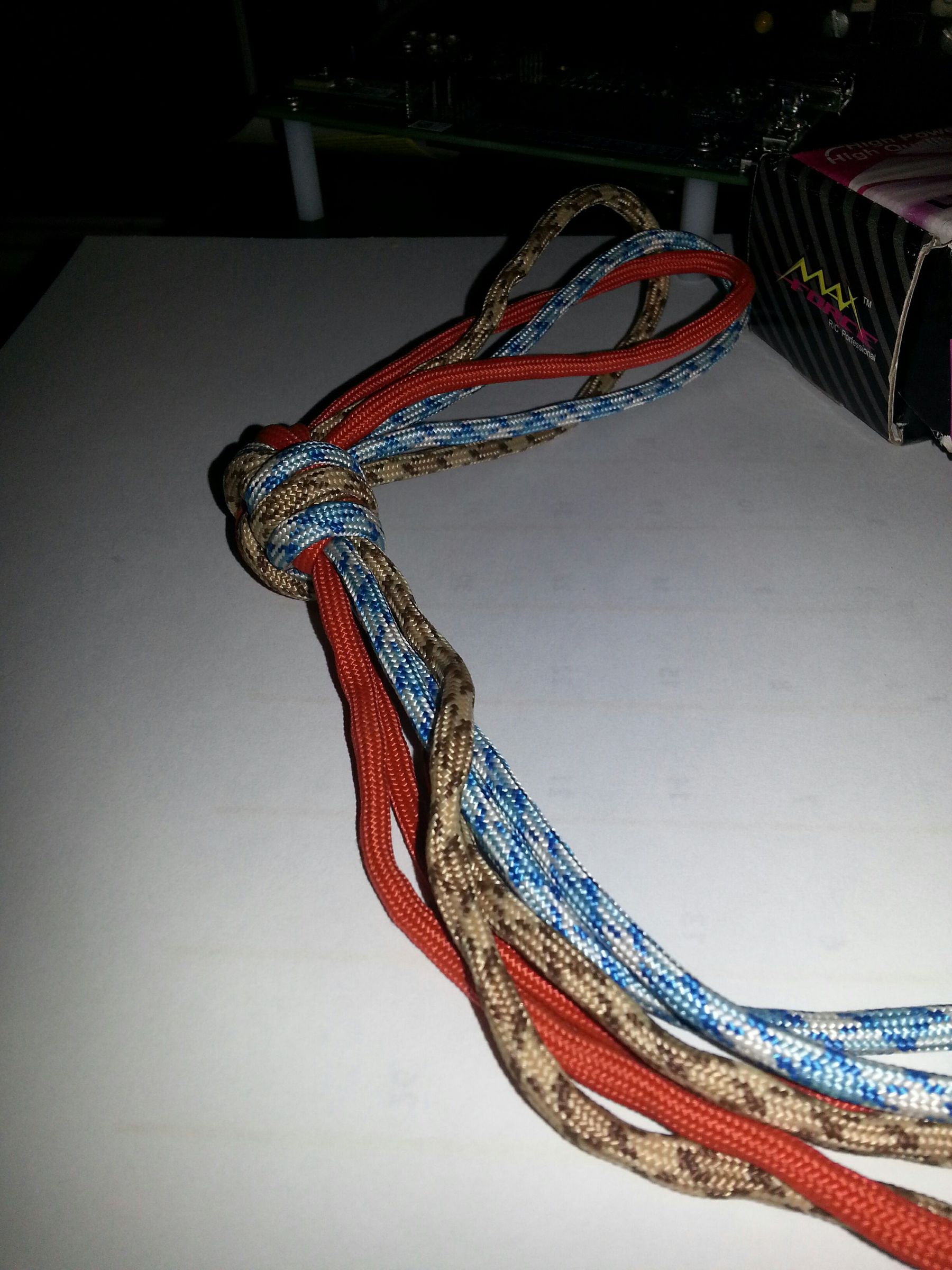 6 Strand Round Braid : 3 Steps - Instructables