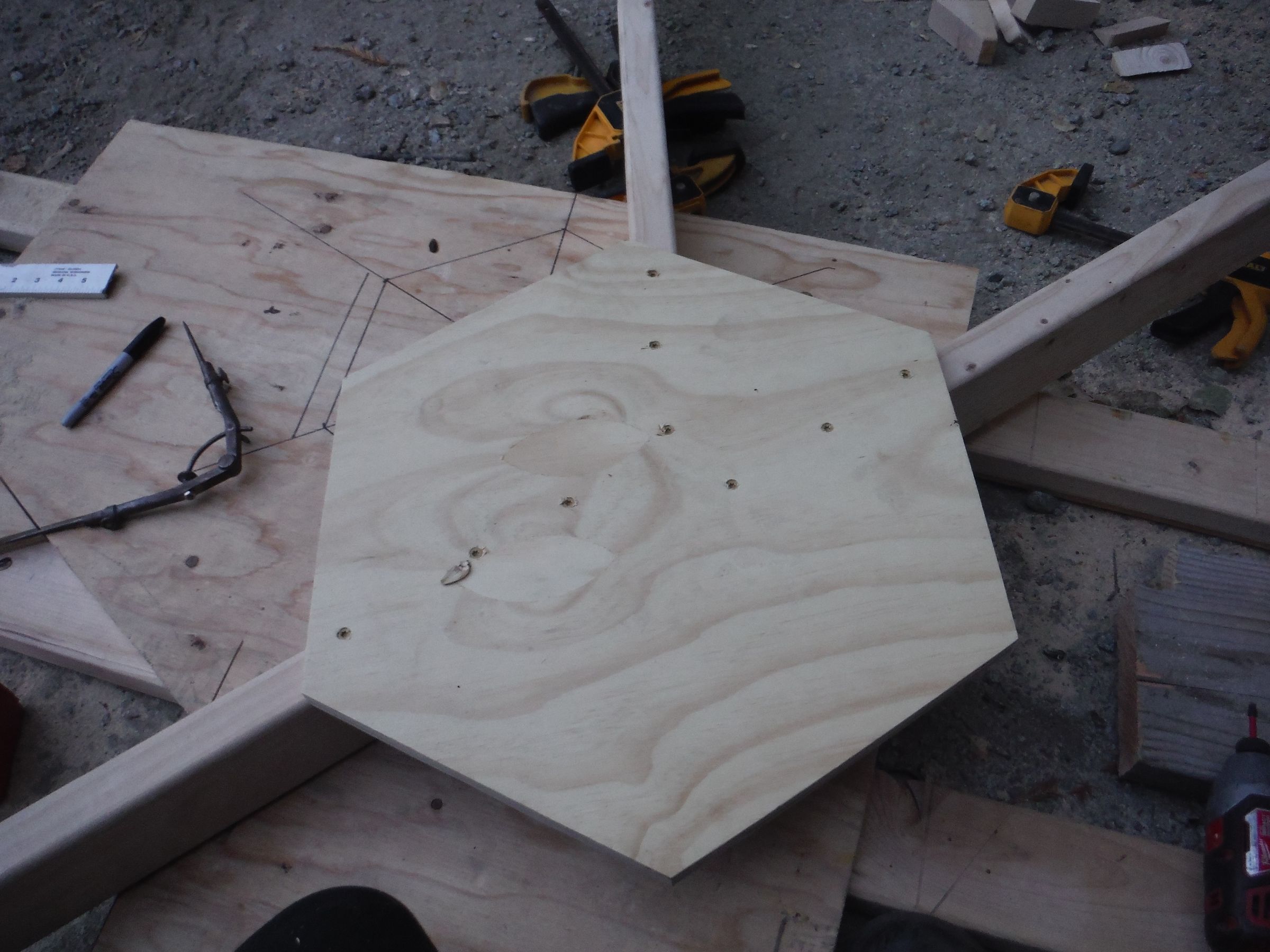 How to Build a Hexagonal Picnic Table : 18 Steps (with Pictures ...