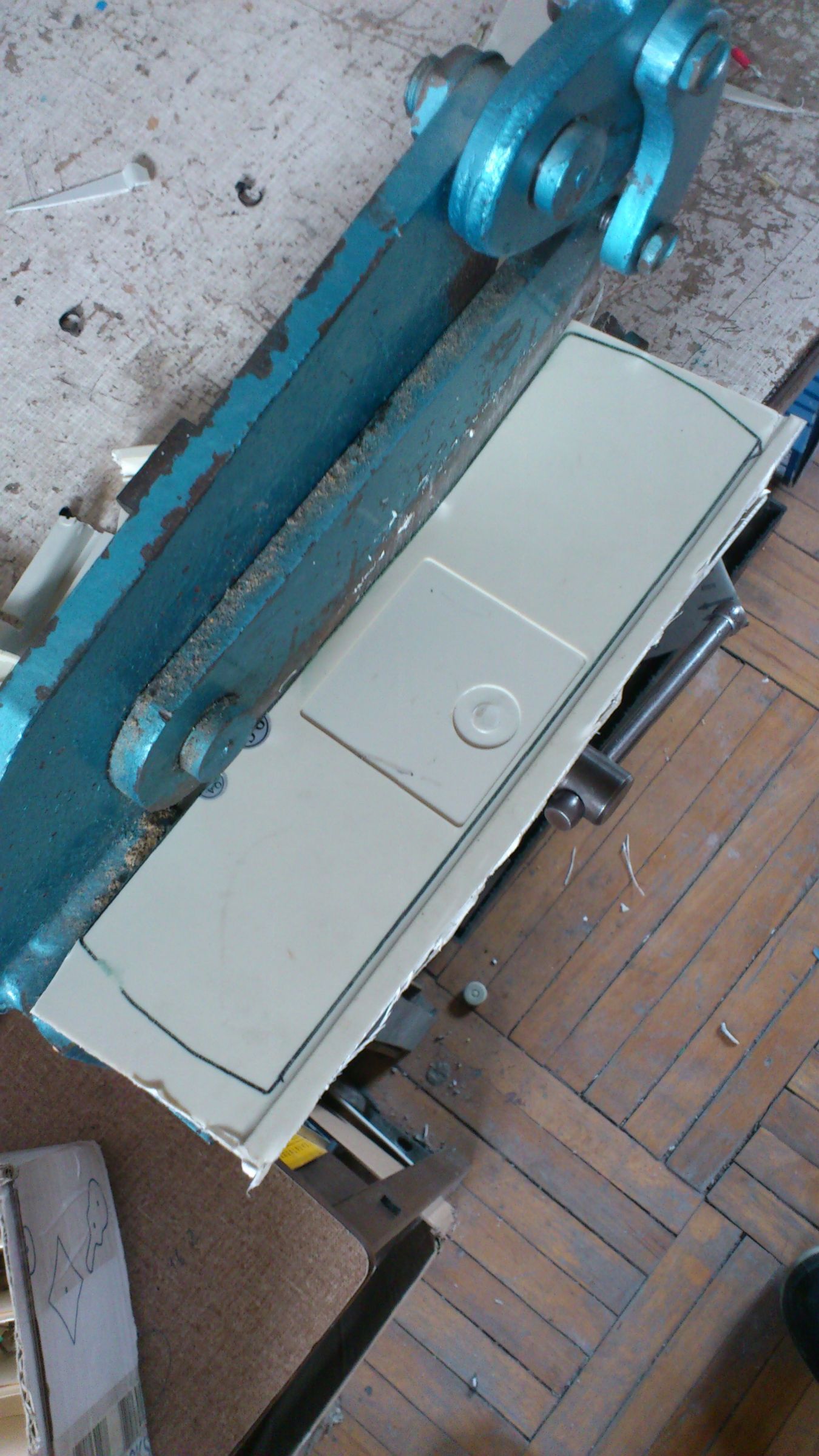 How to Make Your Own Metal Pulse Magnetizer : 7 Steps (with Pictures ...