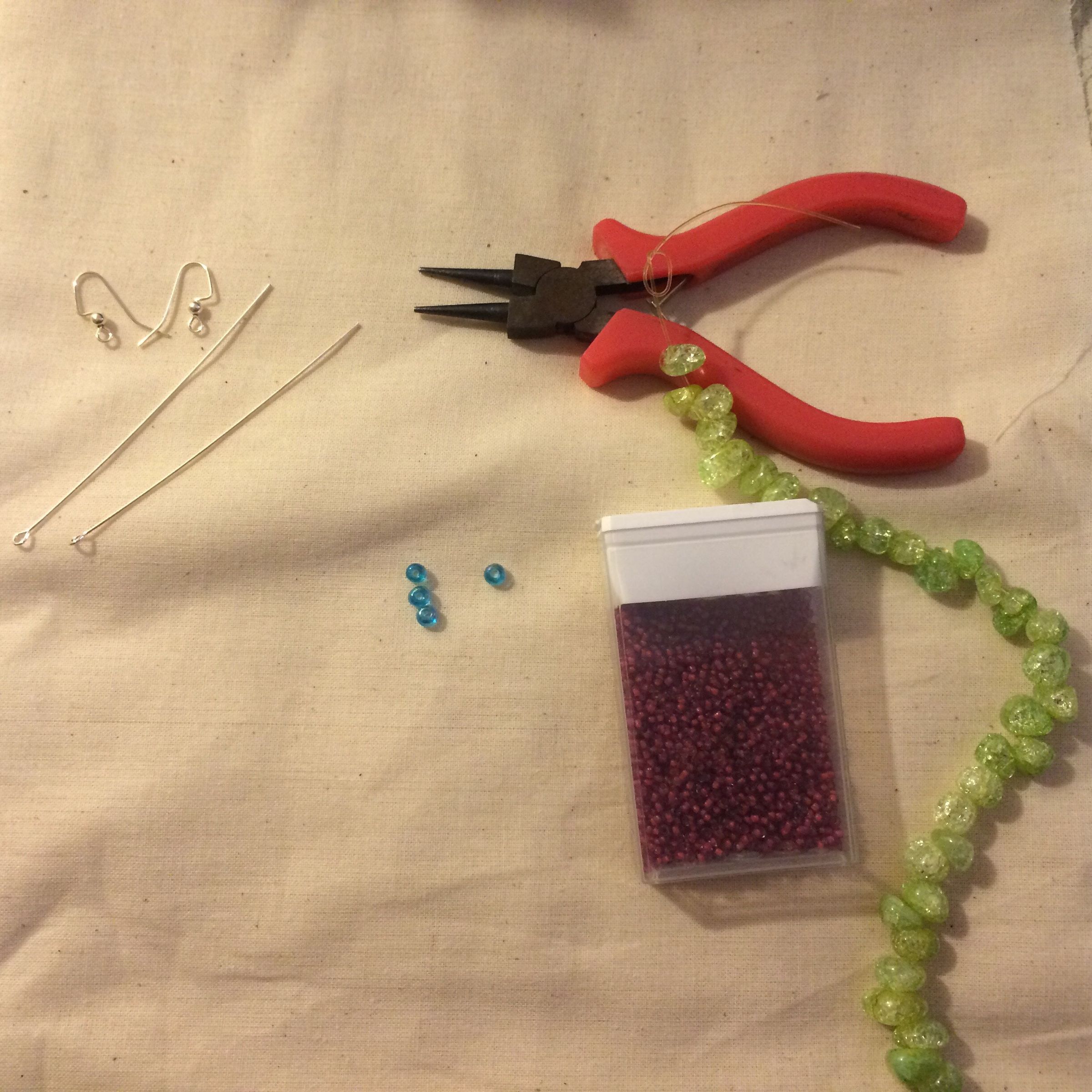 Basic Earrings : 6 Steps (with Pictures) - Instructables