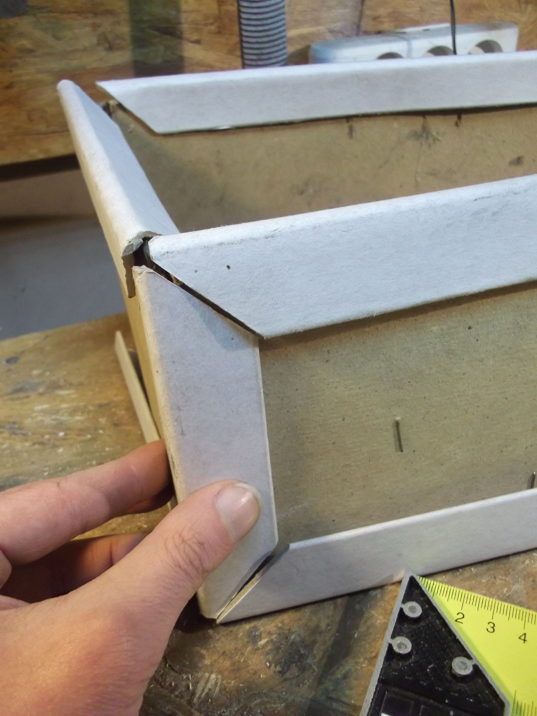 Fixing/Making/Reinforcing Boxes With Packaging Waste : 14 Steps (with ...