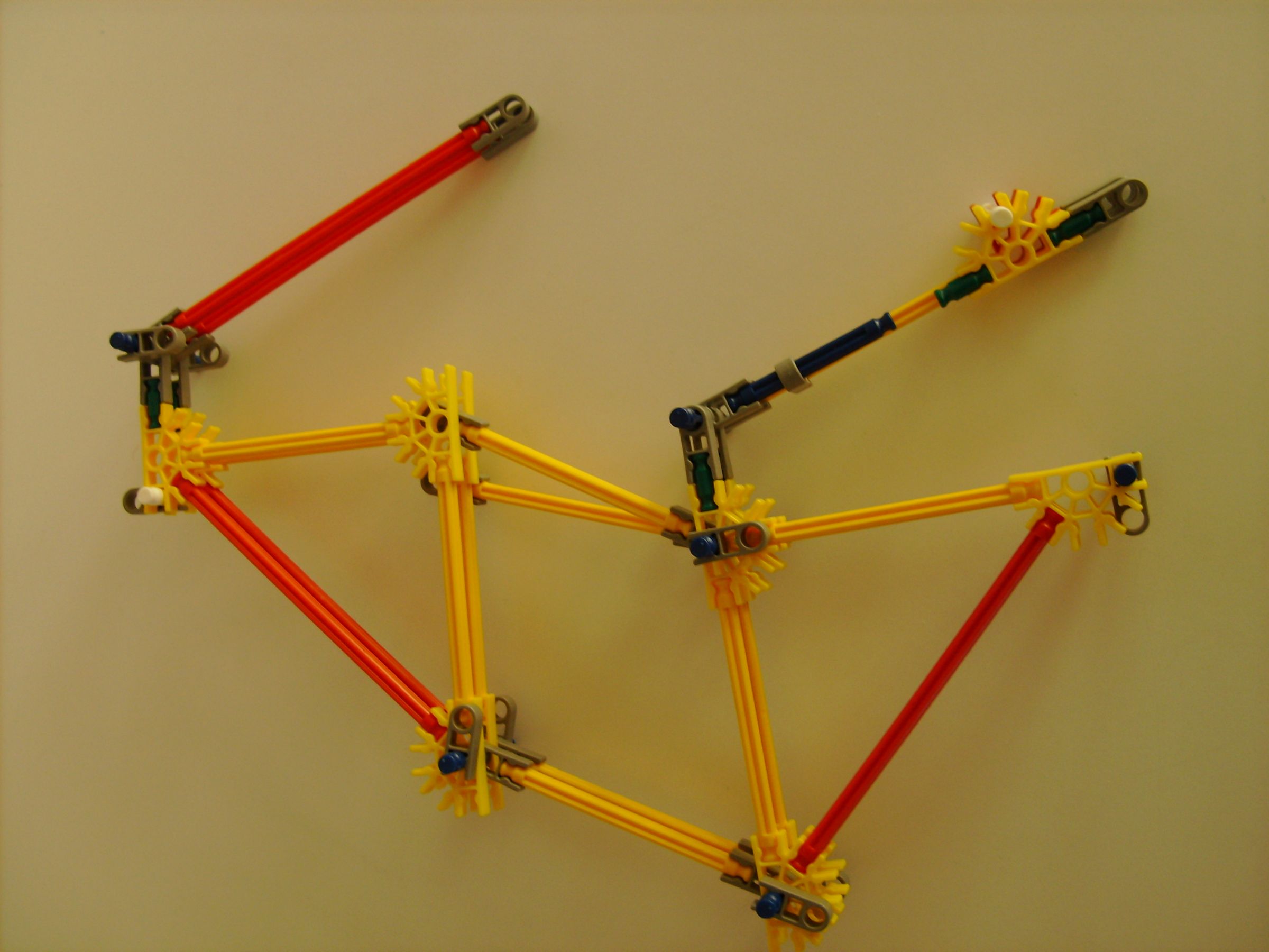 K'nex Strandbeest : 7 Steps (with Pictures) - Instructables