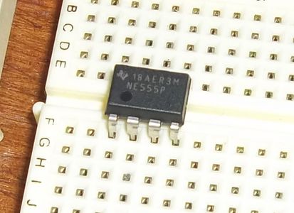 Build Your Own 555 Timer : 20 Steps (with Pictures) - Instructables