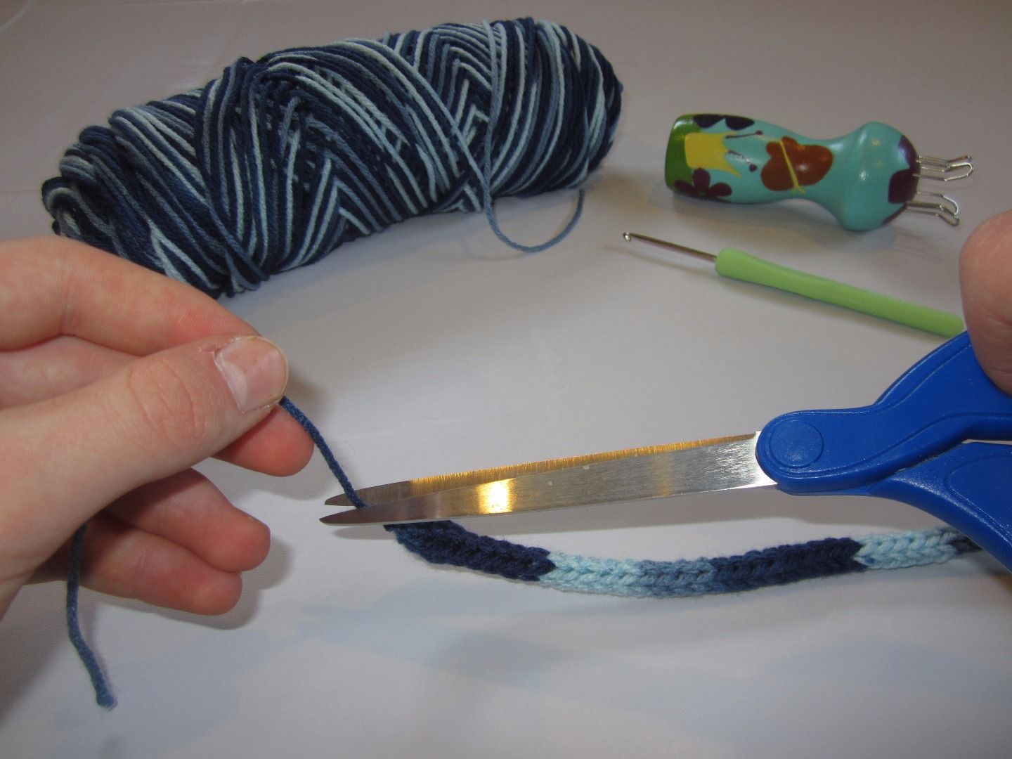 French (Spool) Knitting : 6 Steps (with Pictures) - Instructables