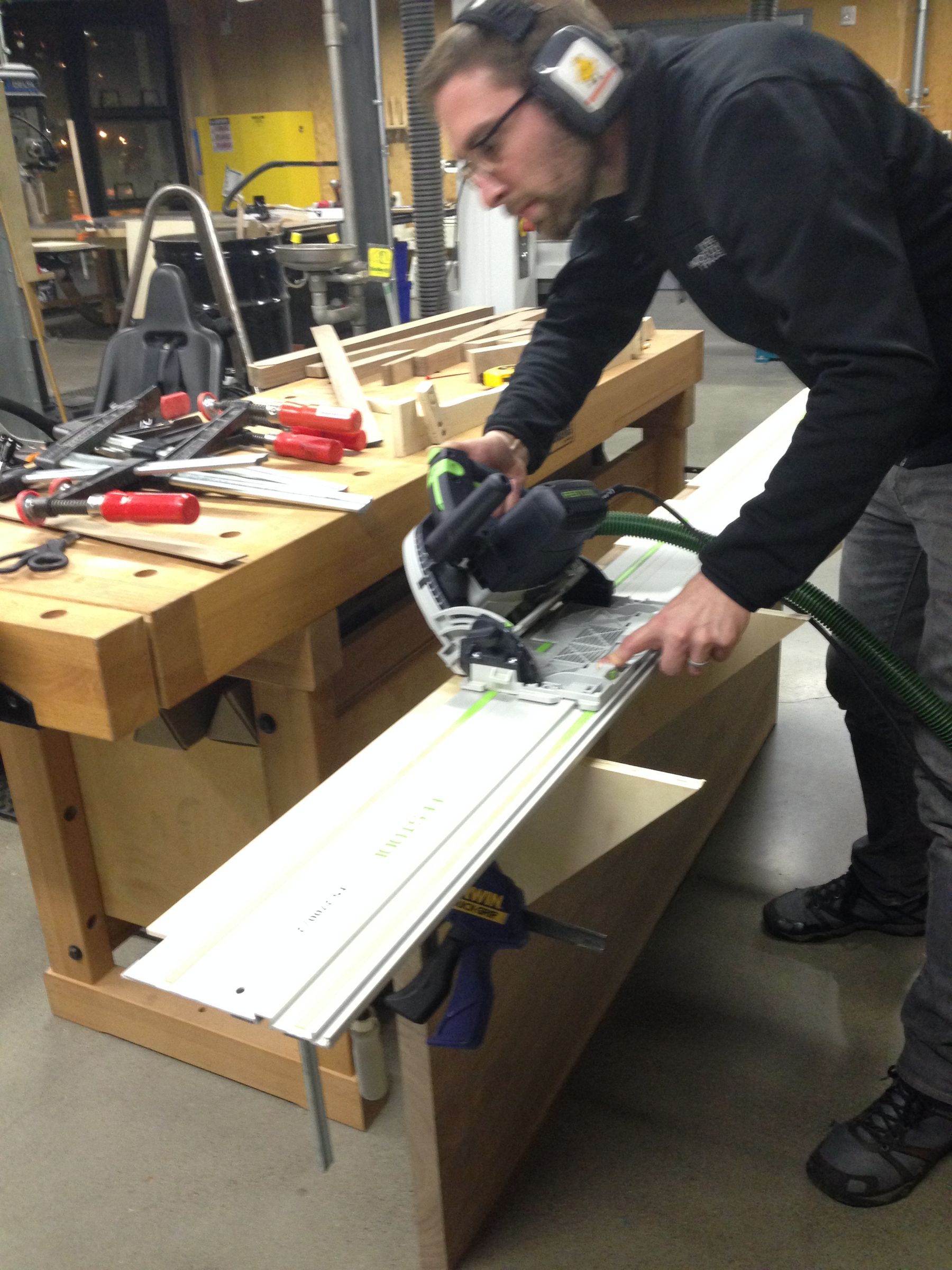 The Two-Weekend Table : 11 Steps (with Pictures) - Instructables