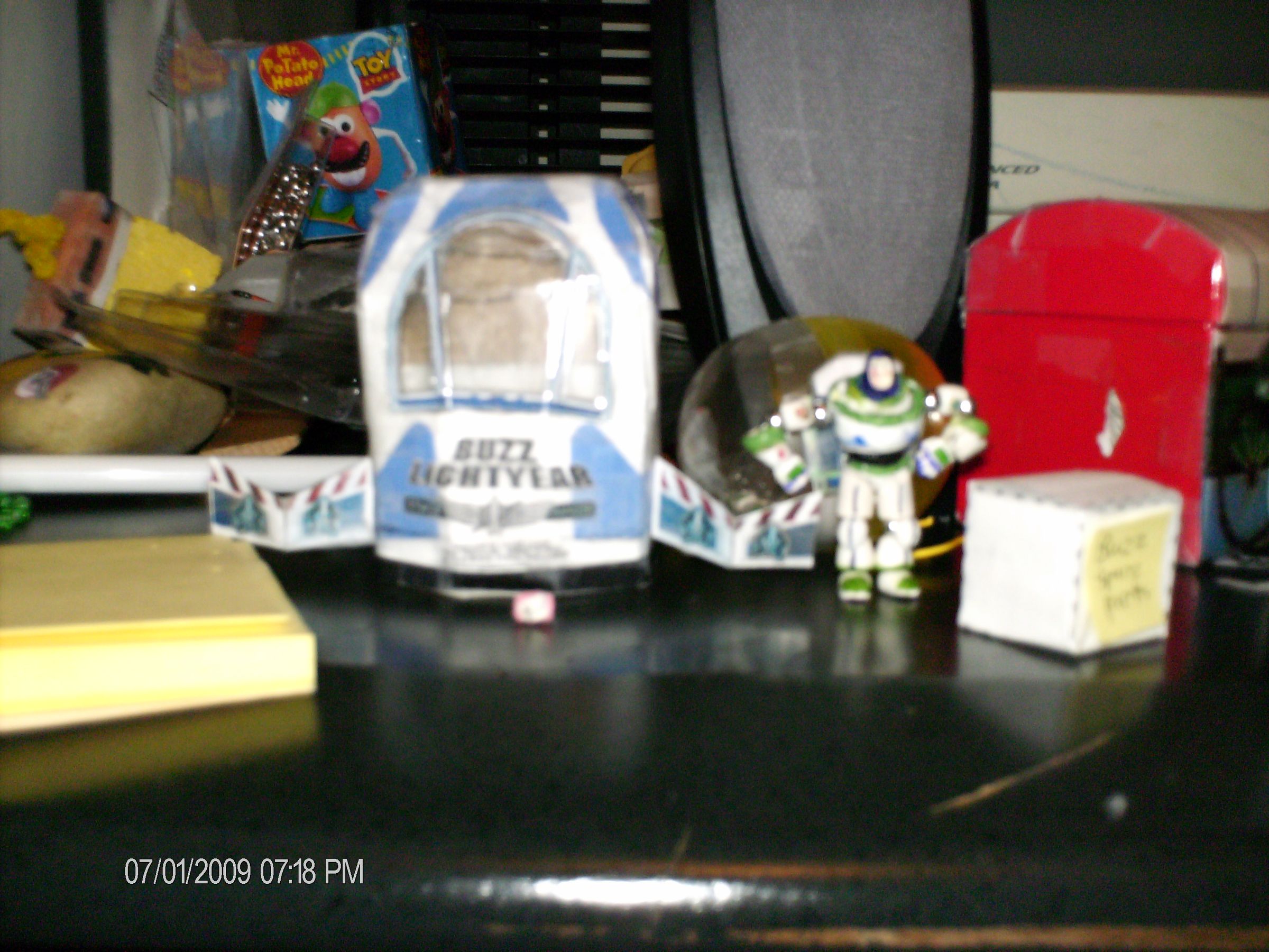 Buzz Lightyear Mini Replica (Toy Story) : 9 Steps - Instructables