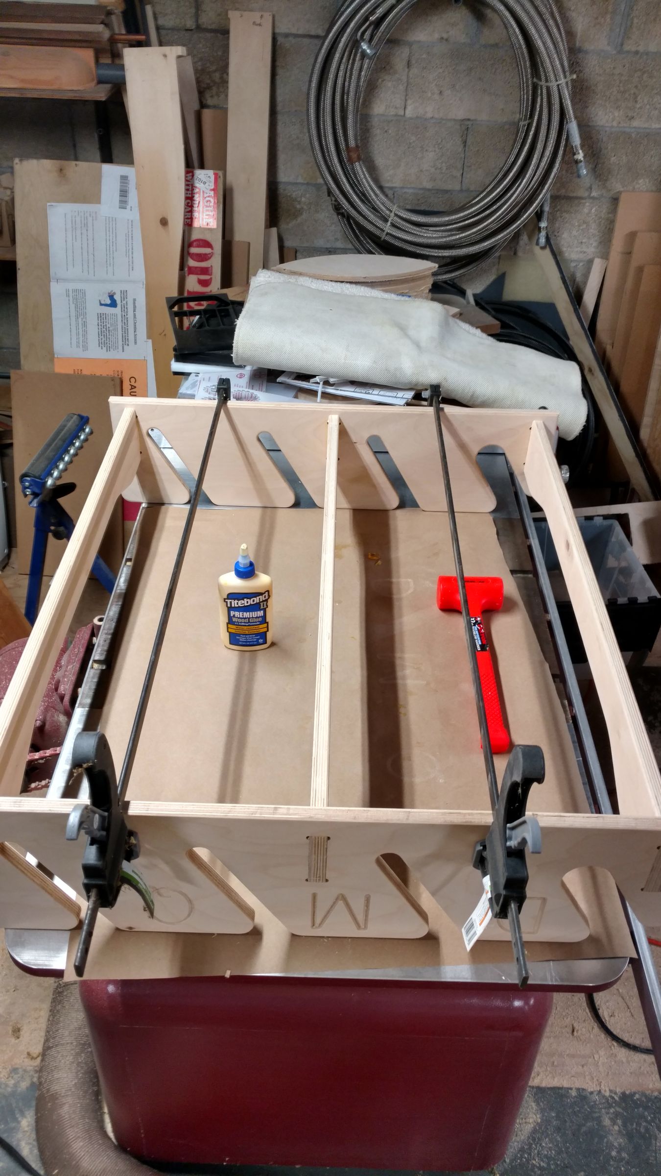 Truck Bed Snowboard & Ski Rack : 5 Steps (with Pictures) - Instructables