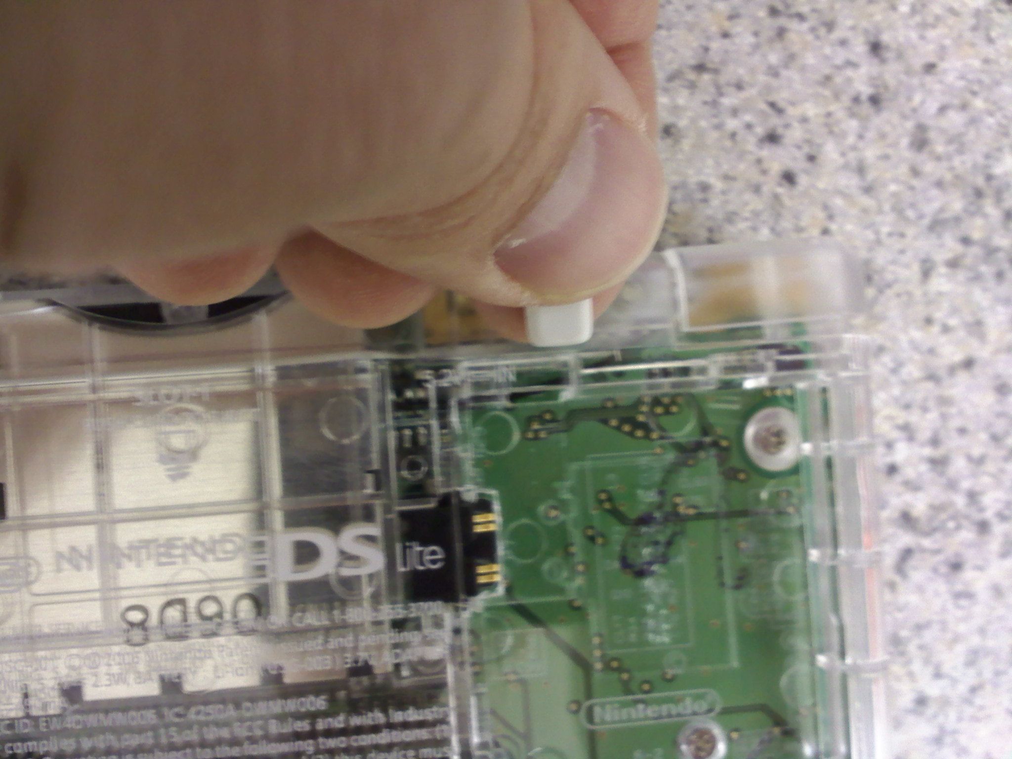 Replace Your Nintendo DS Lite Shell : 5 Steps - Instructables