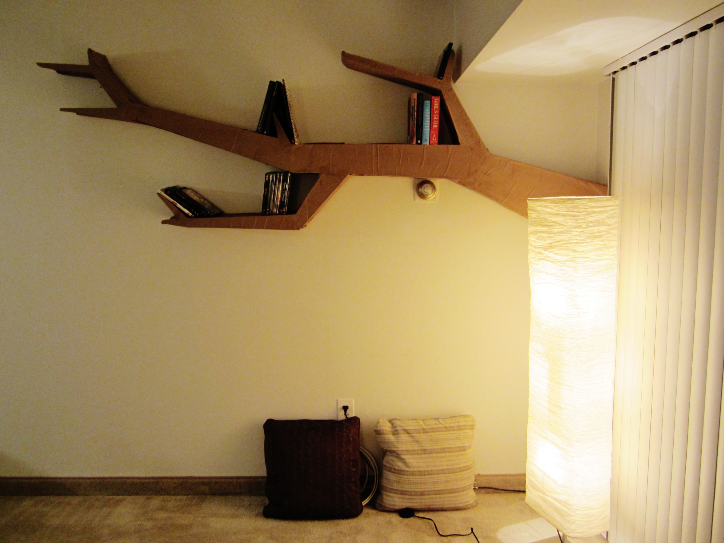 Tree Branch Bookshelf : 4 Steps (with Pictures) - Instructables