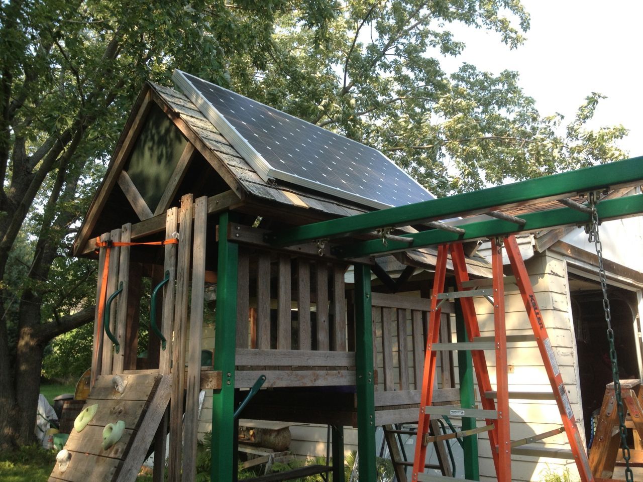Solar Swing-Set (PV Playhouse) : 9 Steps (with Pictures) - Instructables