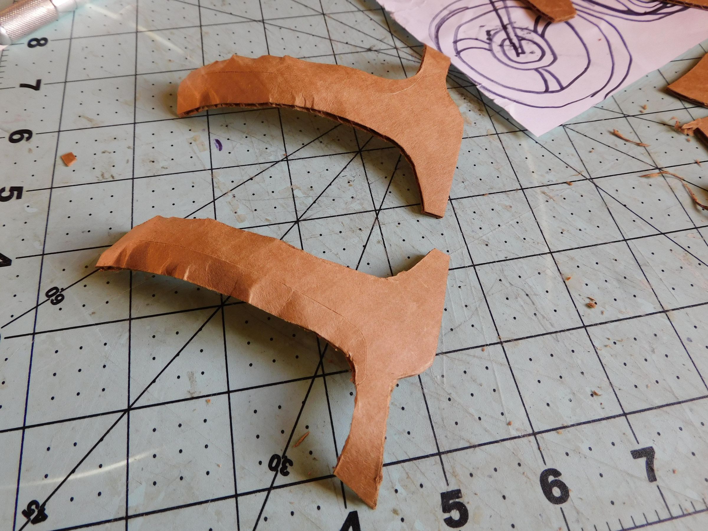 Cardboard Suzuki Hayabusa Chassis : 17 Steps (with Pictures ...