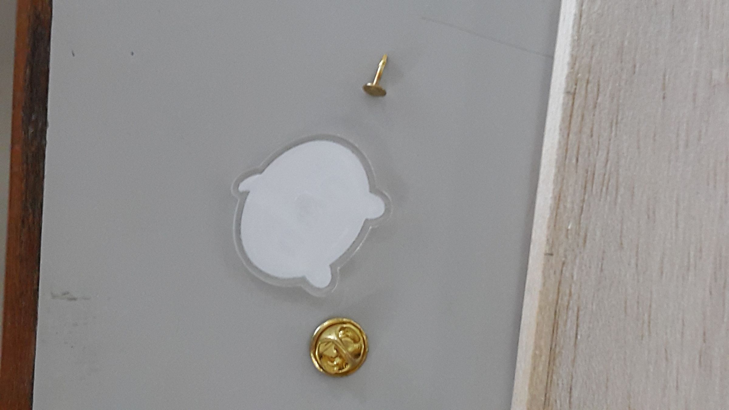 DIY Epoxy 'Enamel' Pins : 6 Steps (with Pictures) - Instructables