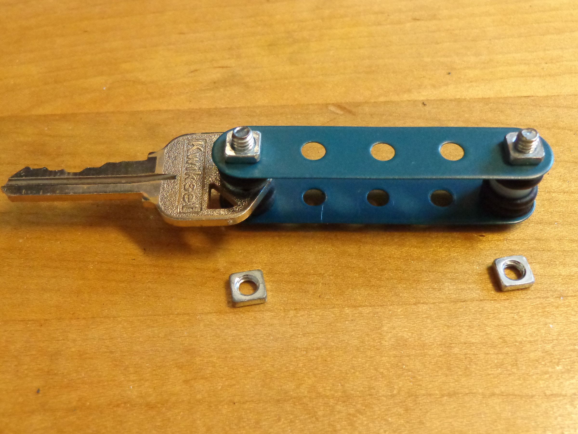 Simple, Single Folding Key : 10 Steps (with Pictures) - Instructables