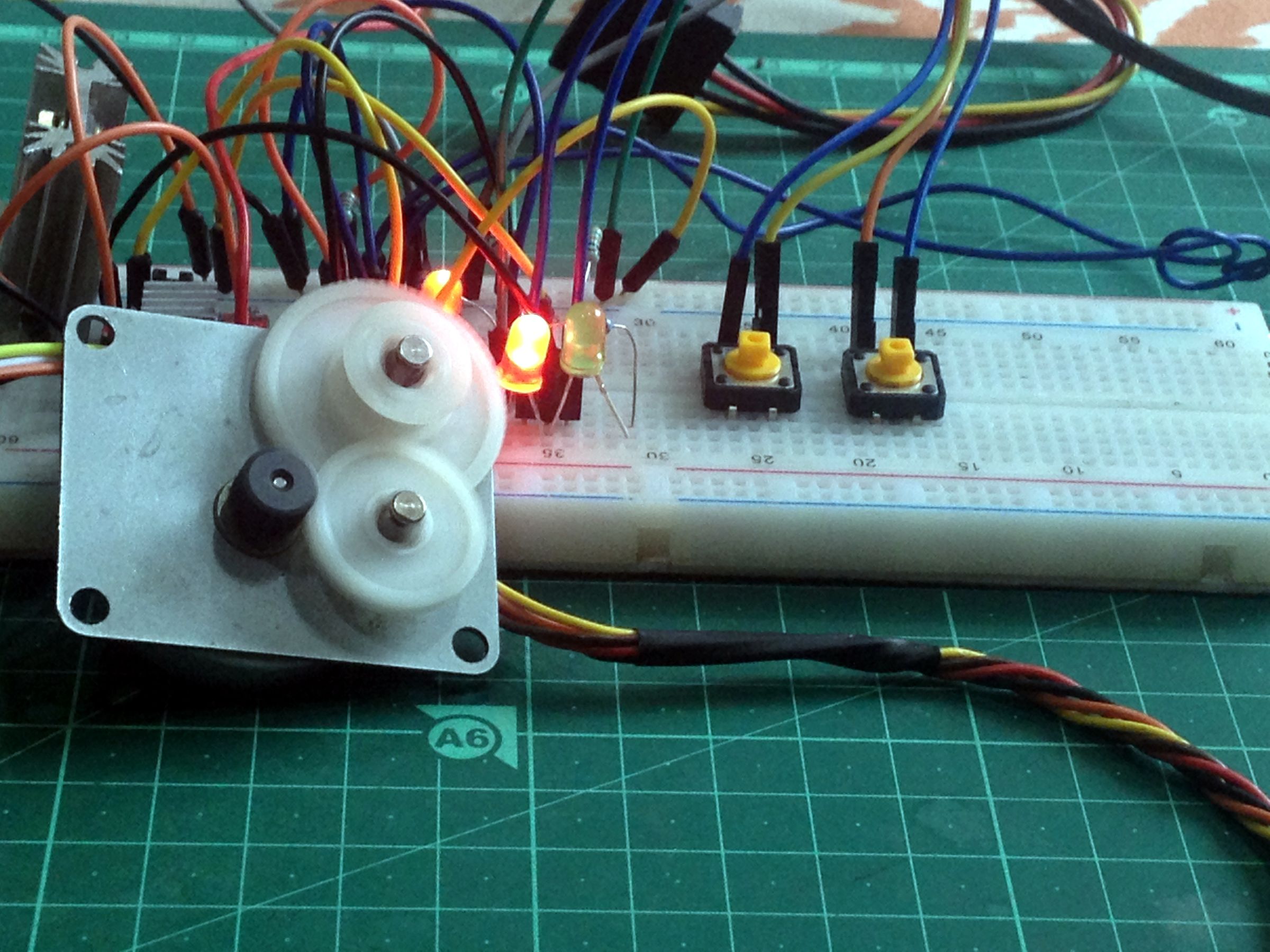 Stepper Motor Speed and Direction Control Without a Microcontroller : 6 Steps (with Pictures ...