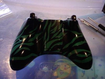 How to Paint Your XBox360 Controller! : 8 Steps - Instructables