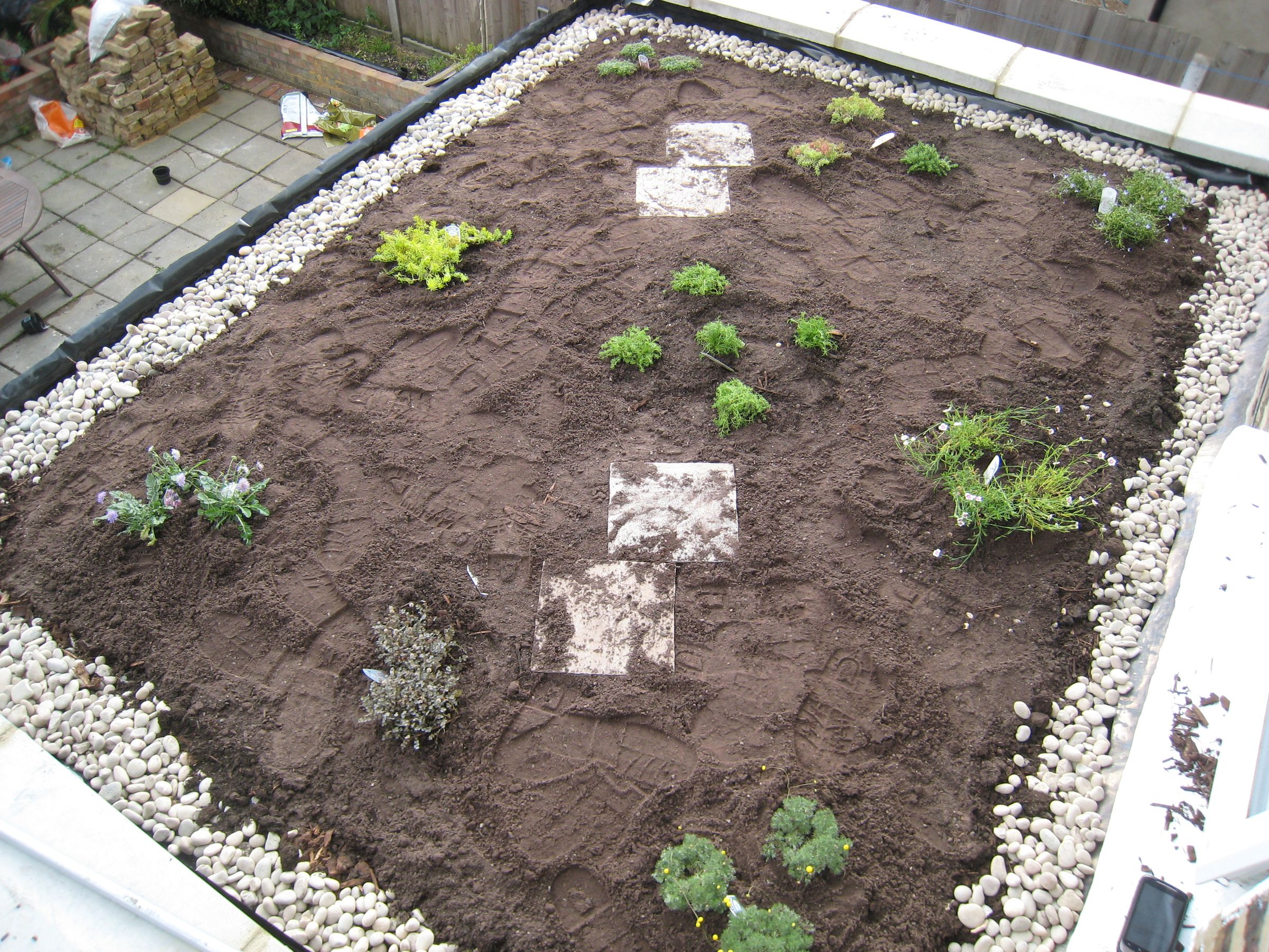 Build a Living Roof / Green Roof : 8 Steps (with Pictures) - Instructables