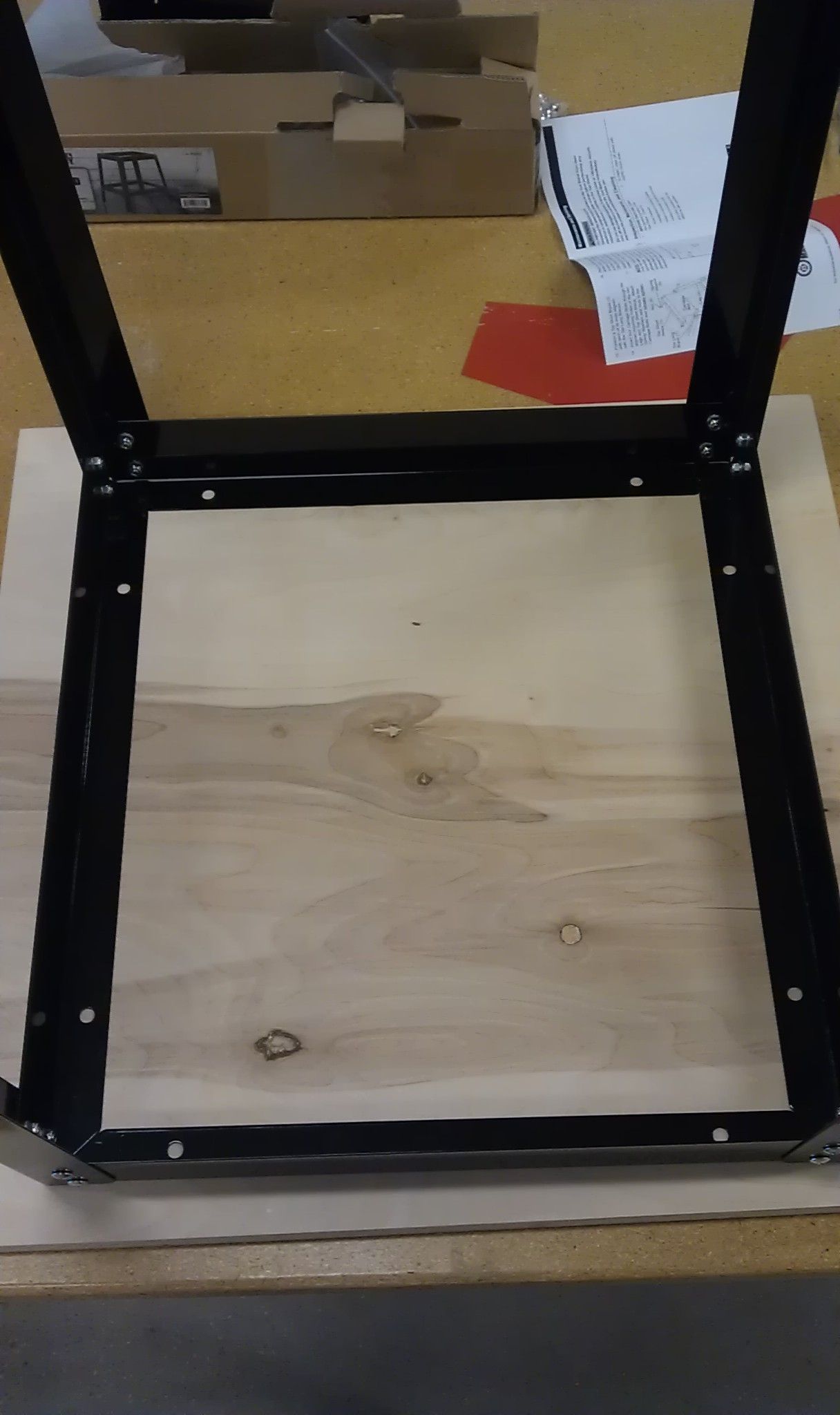 DIY Routing Table : 7 Steps (with Pictures) - Instructables