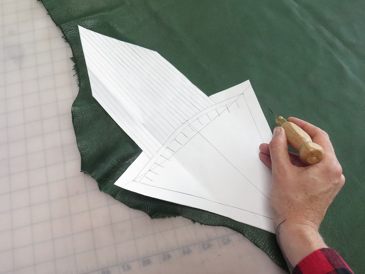 No-Sew Leather Bra : 13 Steps (with Pictures) - Instructables
