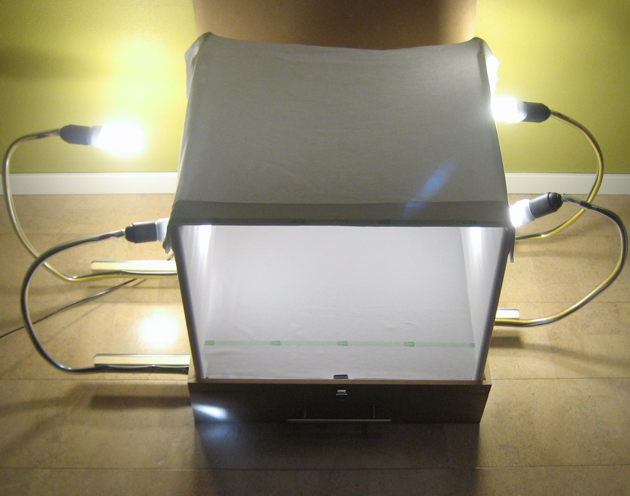 Portable Light Box : 8 Steps (with Pictures) - Instructables